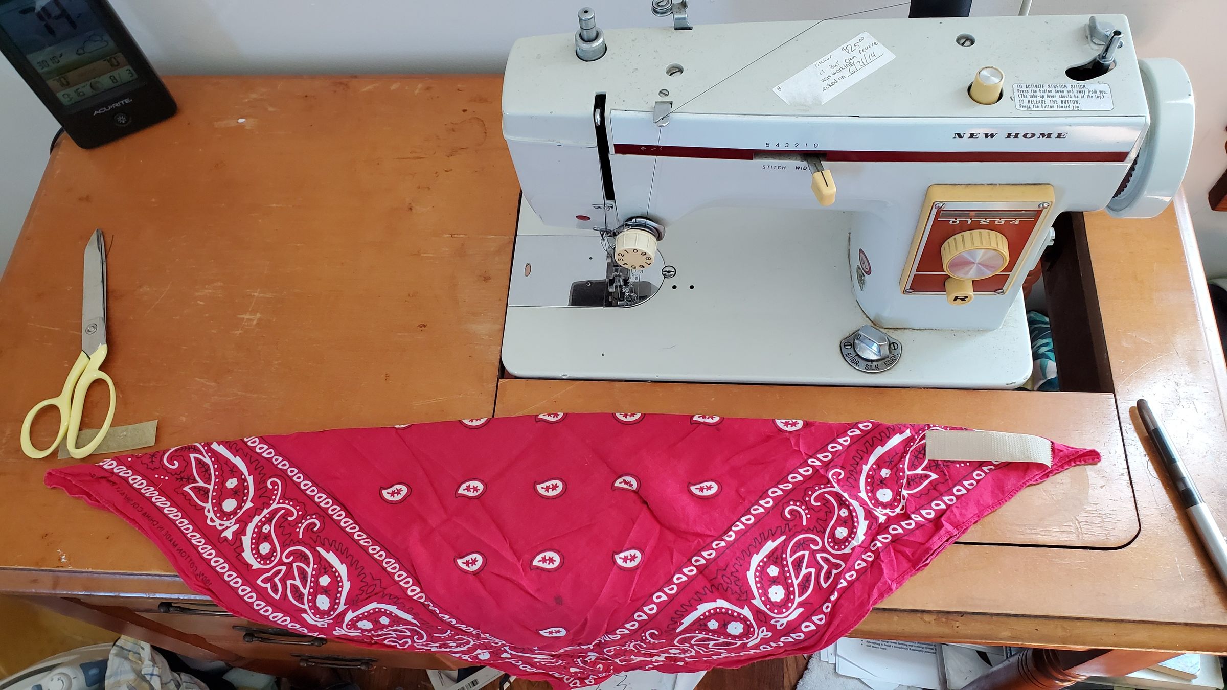 Backup Mask for One Handed Use : 3 Steps - Instructables