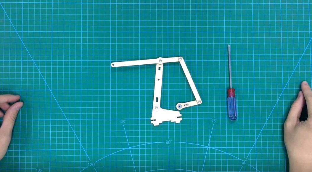 How to Use a Few Pieces of Wood to Assemble Into a Cute and Powerful ...