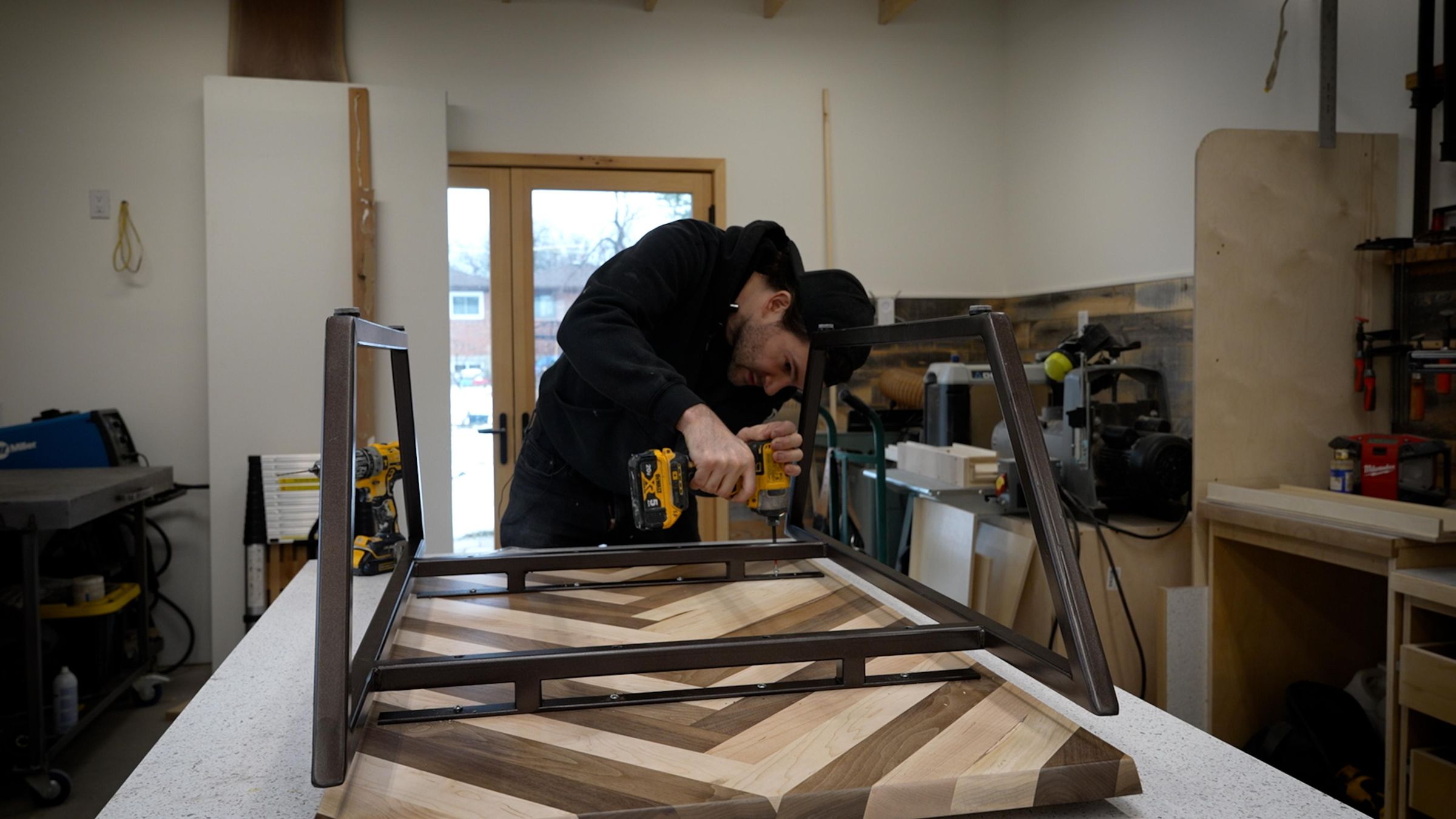 The Solid Wood Herringbone Pattern Table V2.0 : 19 Steps (with Pictures ...