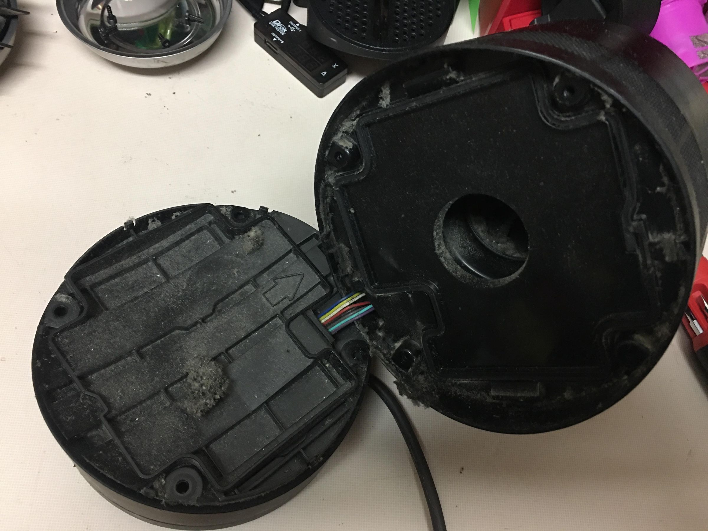 Disassemble and Clean a Dyson Cool Pedestal Fan : 10 Steps - Instructables
