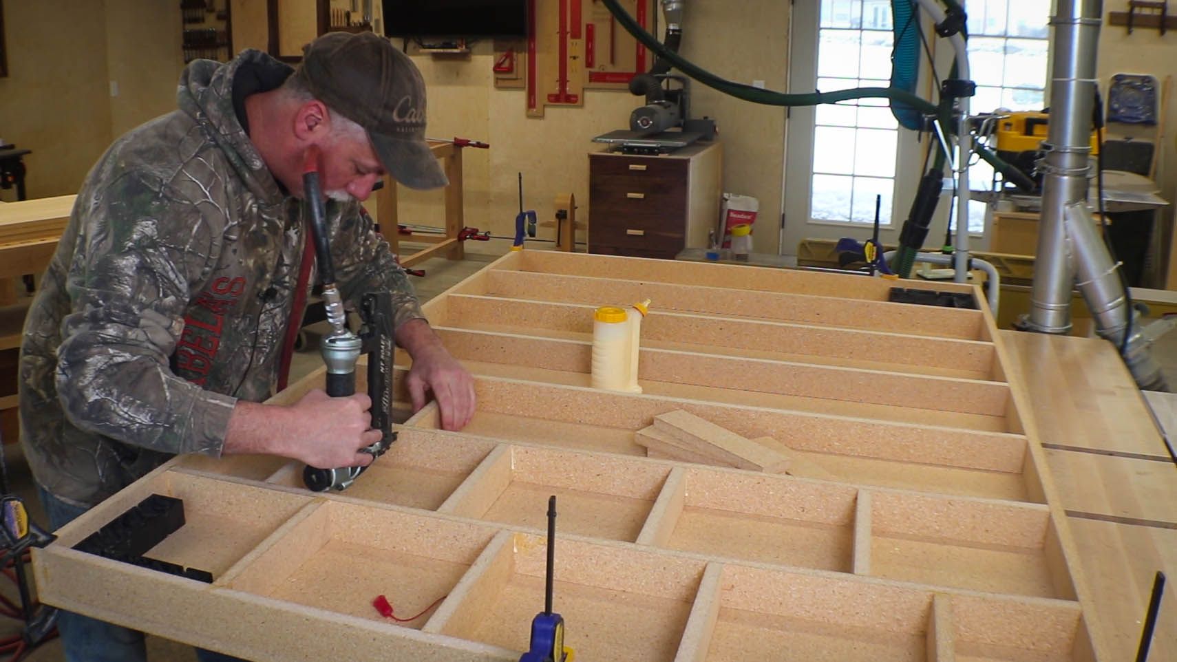 Assembly Table With Storage : 17 Steps (with Pictures) - Instructables