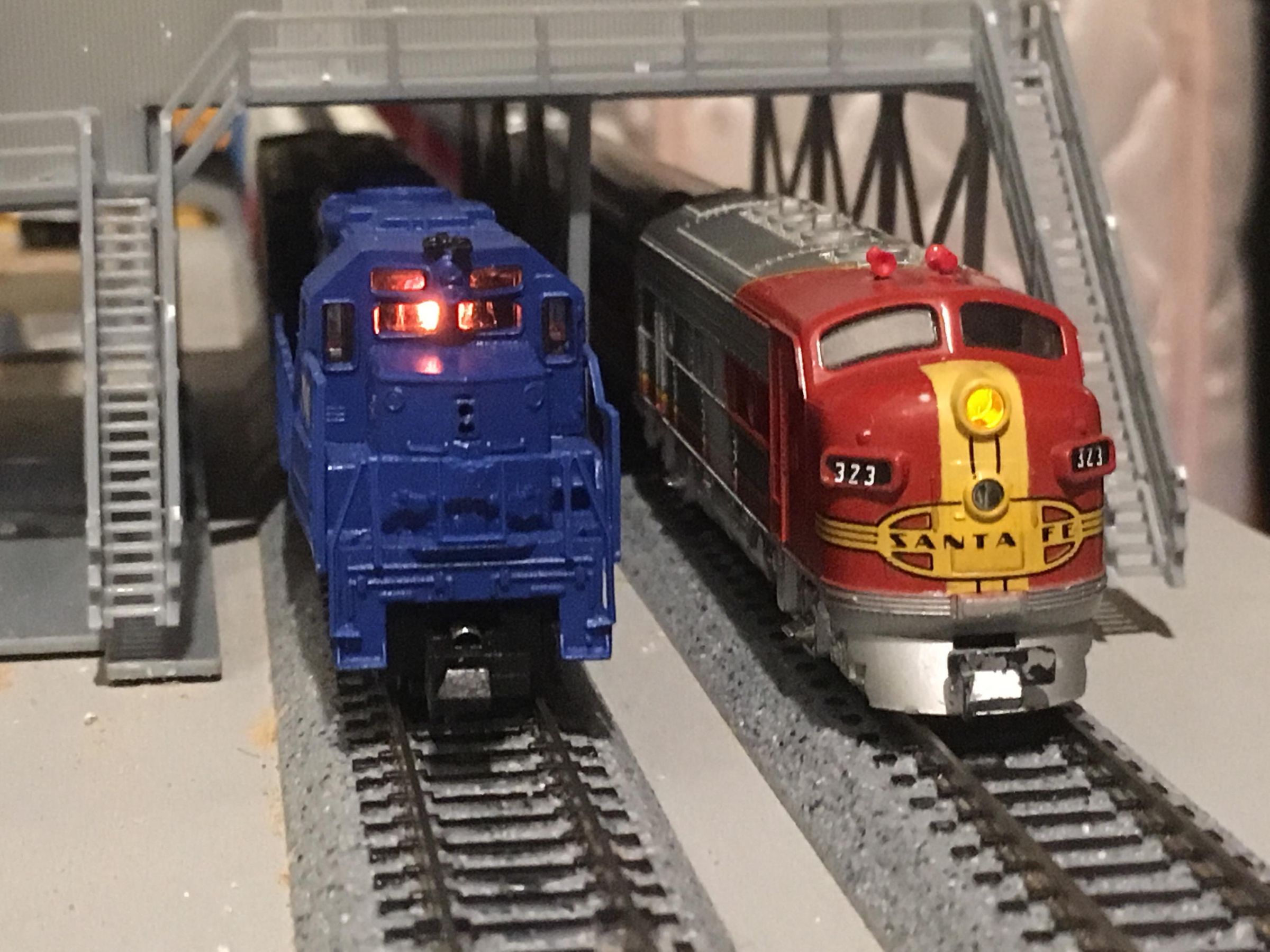 N Scale (1:160) (T-Trak) Model Railroading Tips : 6 Steps (with Pictures) - Instructables