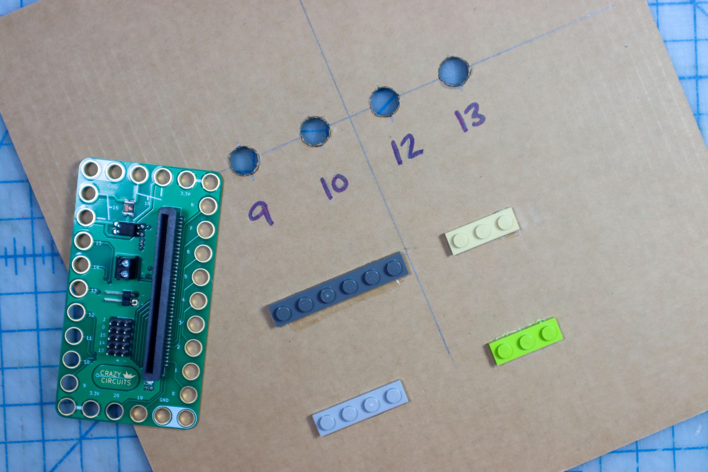 *6 WAYS* to Make a Cardboard Robot Costume REALLY Robotic : 72 Steps ...