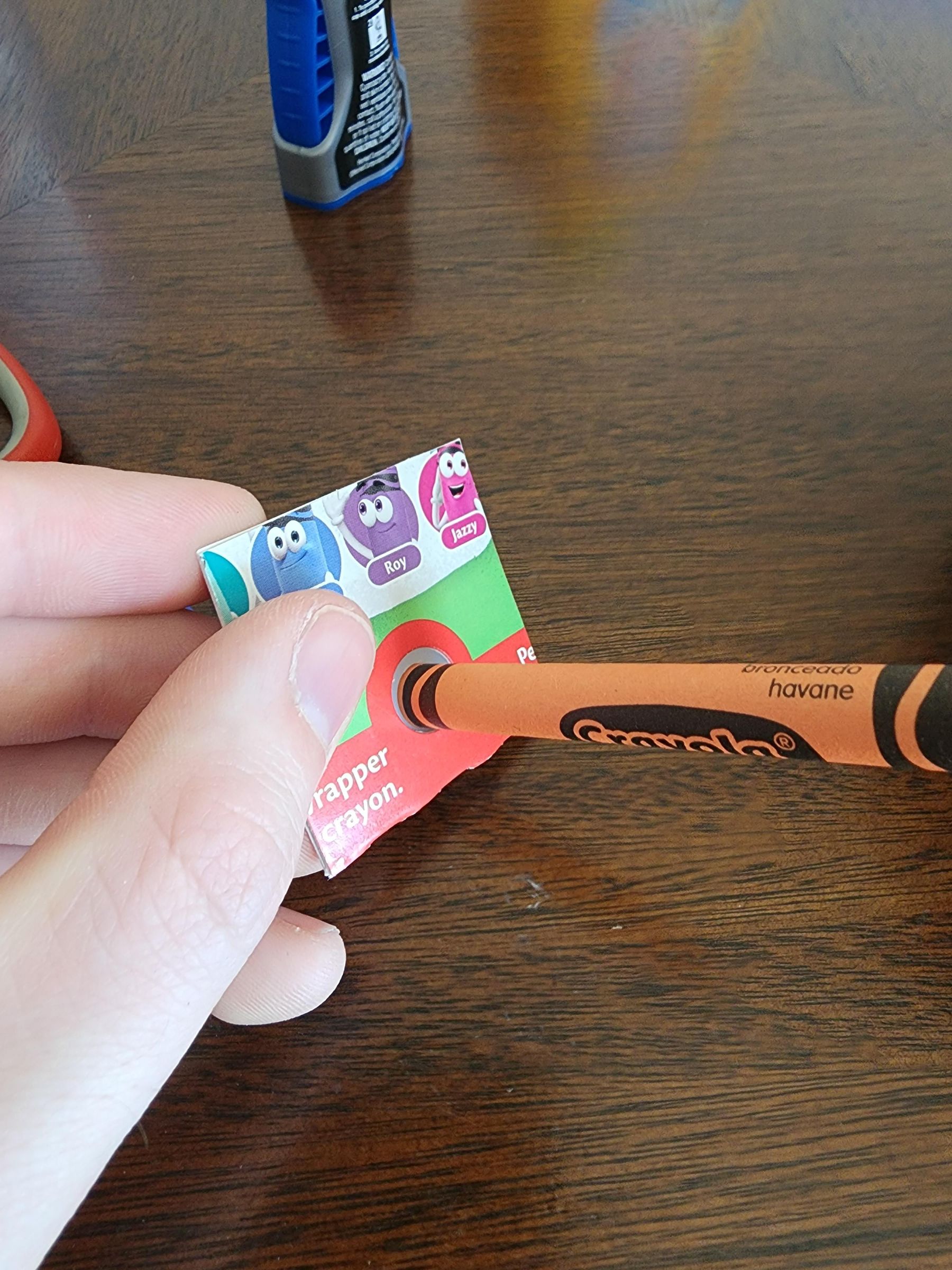 Craft Room Rotating Crayon Holder : 5 Steps (with Pictures) - Instructables