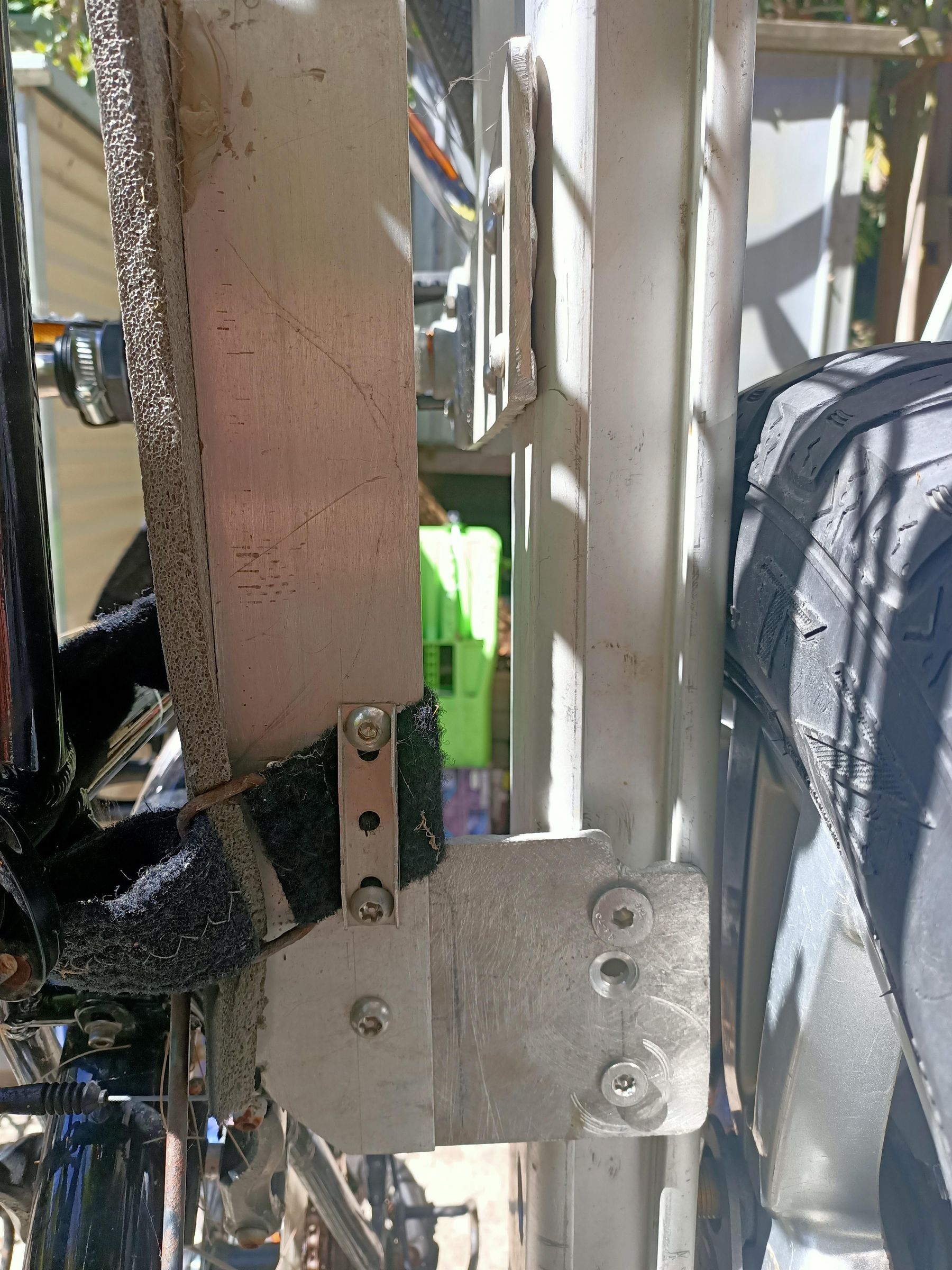 Swing Out Bike Rack - Instructables