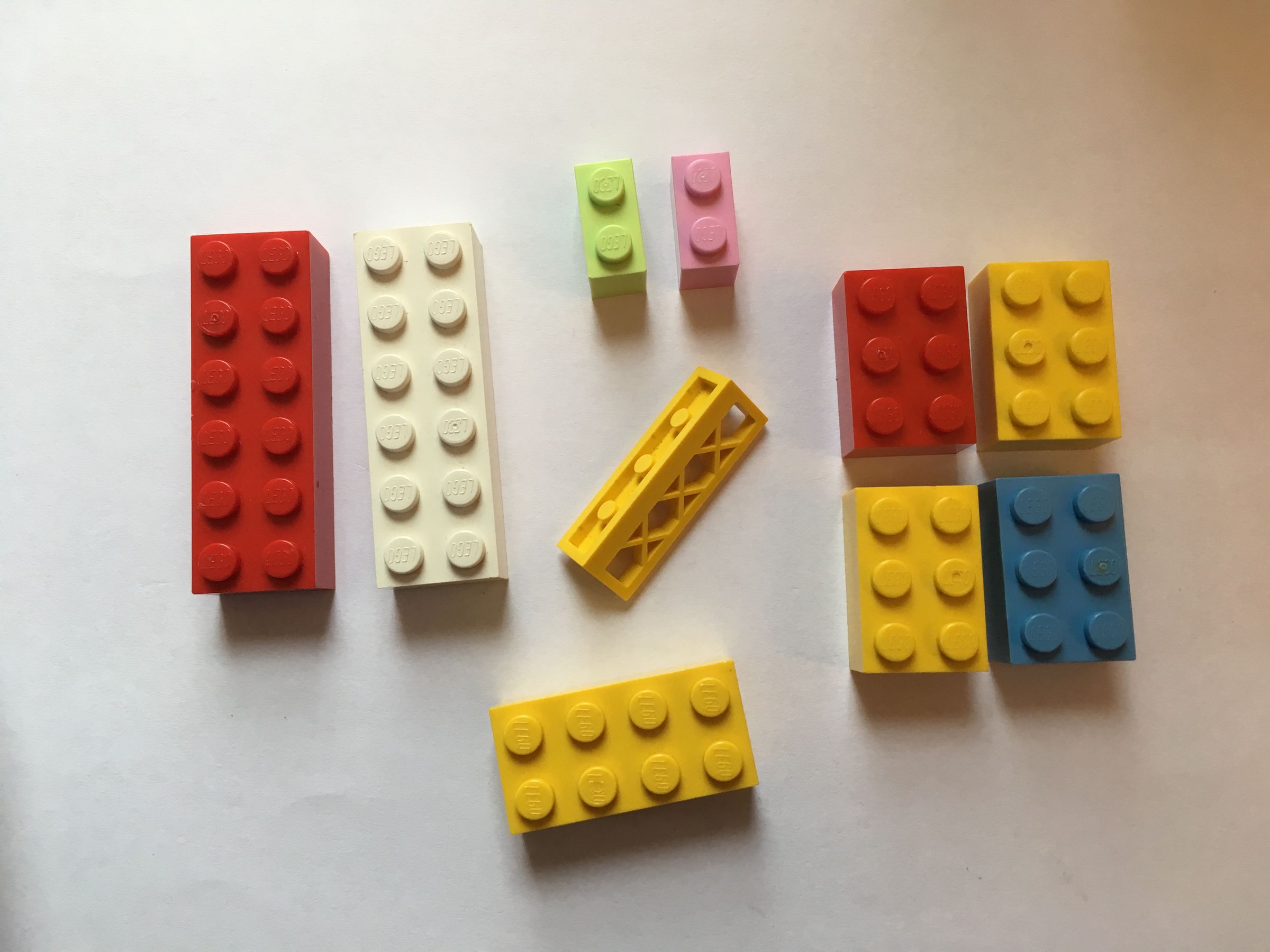 Lego IPhone Stand : 9 Steps - Instructables