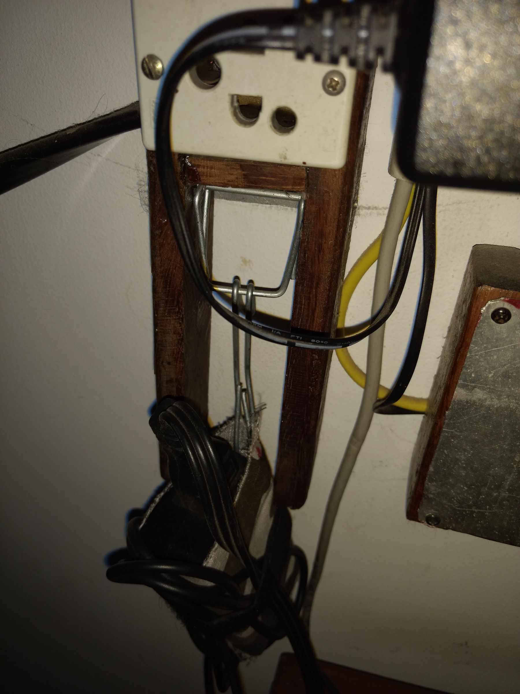 Make Your Own Extension Board : 13 Steps (with Pictures) - Instructables