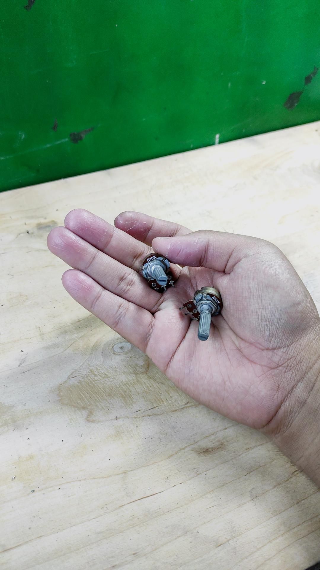 Homebrew PCB Exposure Box Using an Old Printer Scanner! : 12 Steps ...