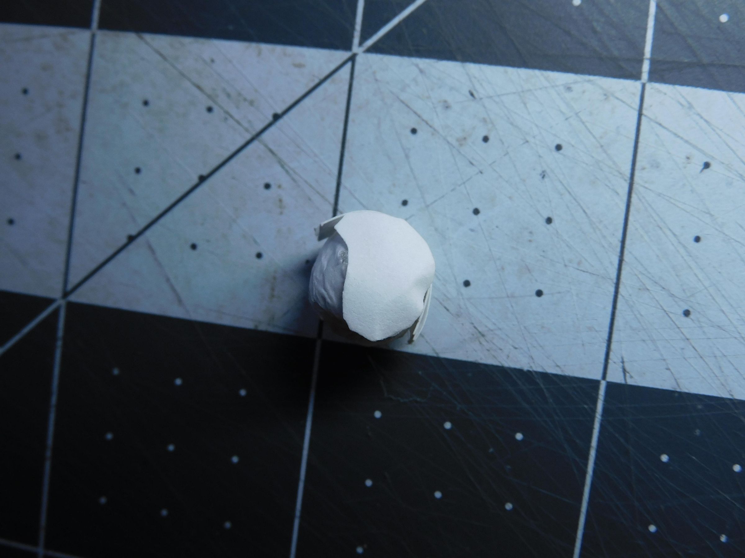 How to Make a Figurine for Your Paper Model Planes Using Hot-glue! : 9 ...