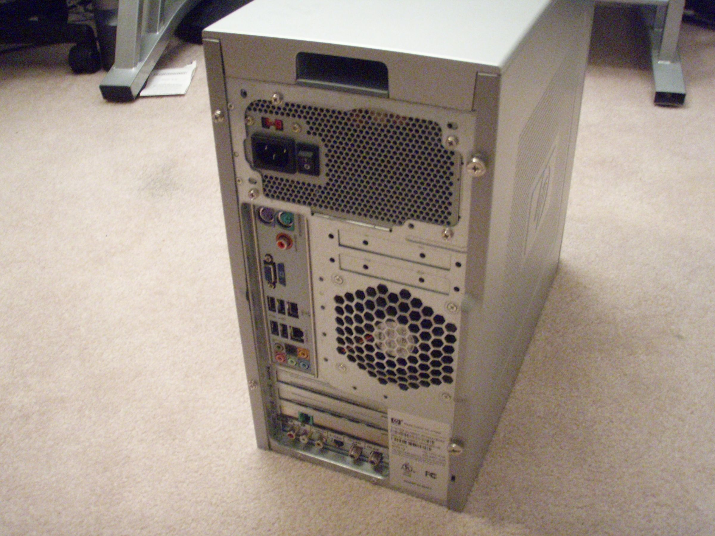 How to Disassemble a Computer : 16 Steps (with Pictures) - Instructables