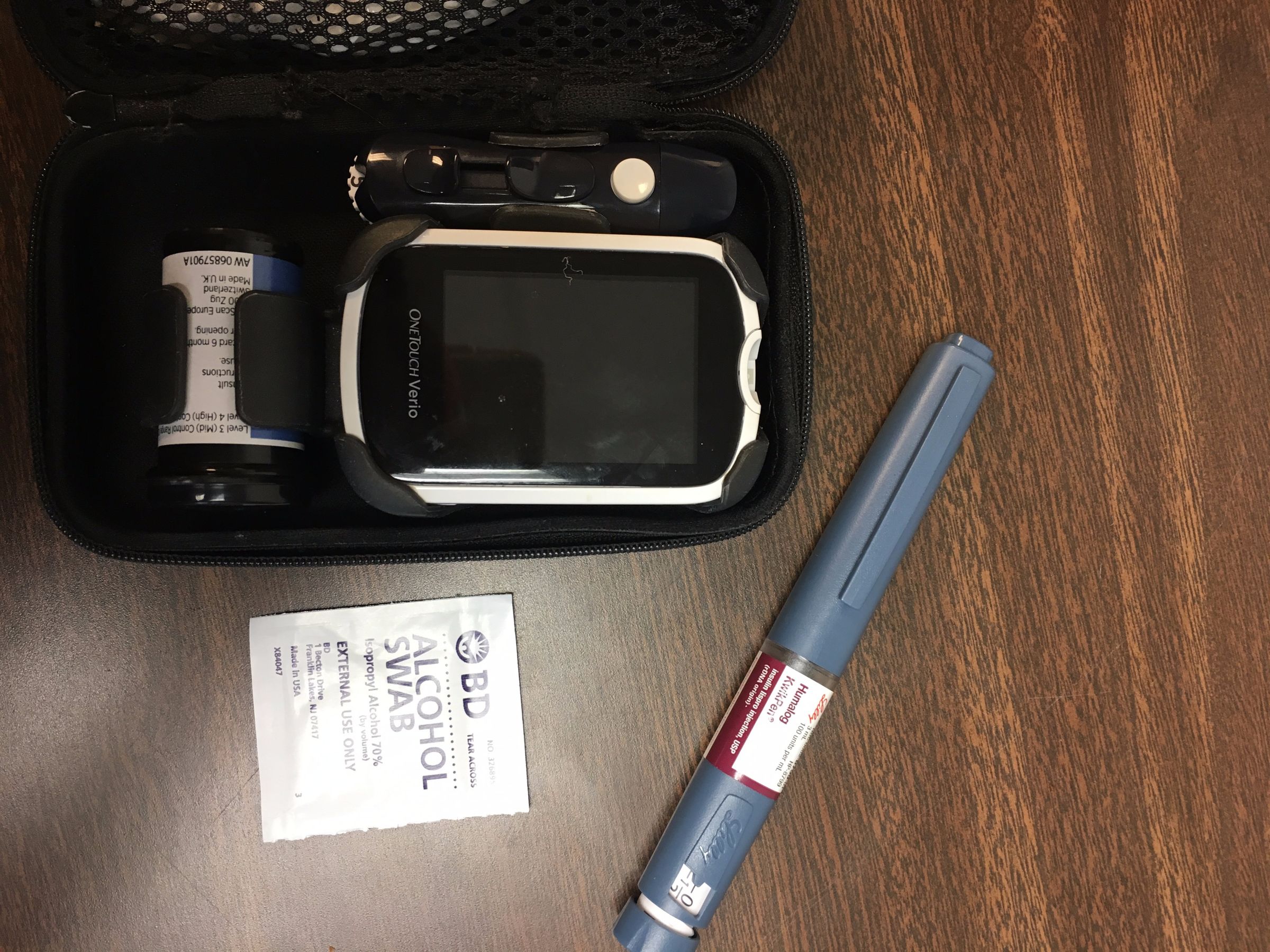 How to Check Blood Sugar and Take Insulin : 8 Steps - Instructables