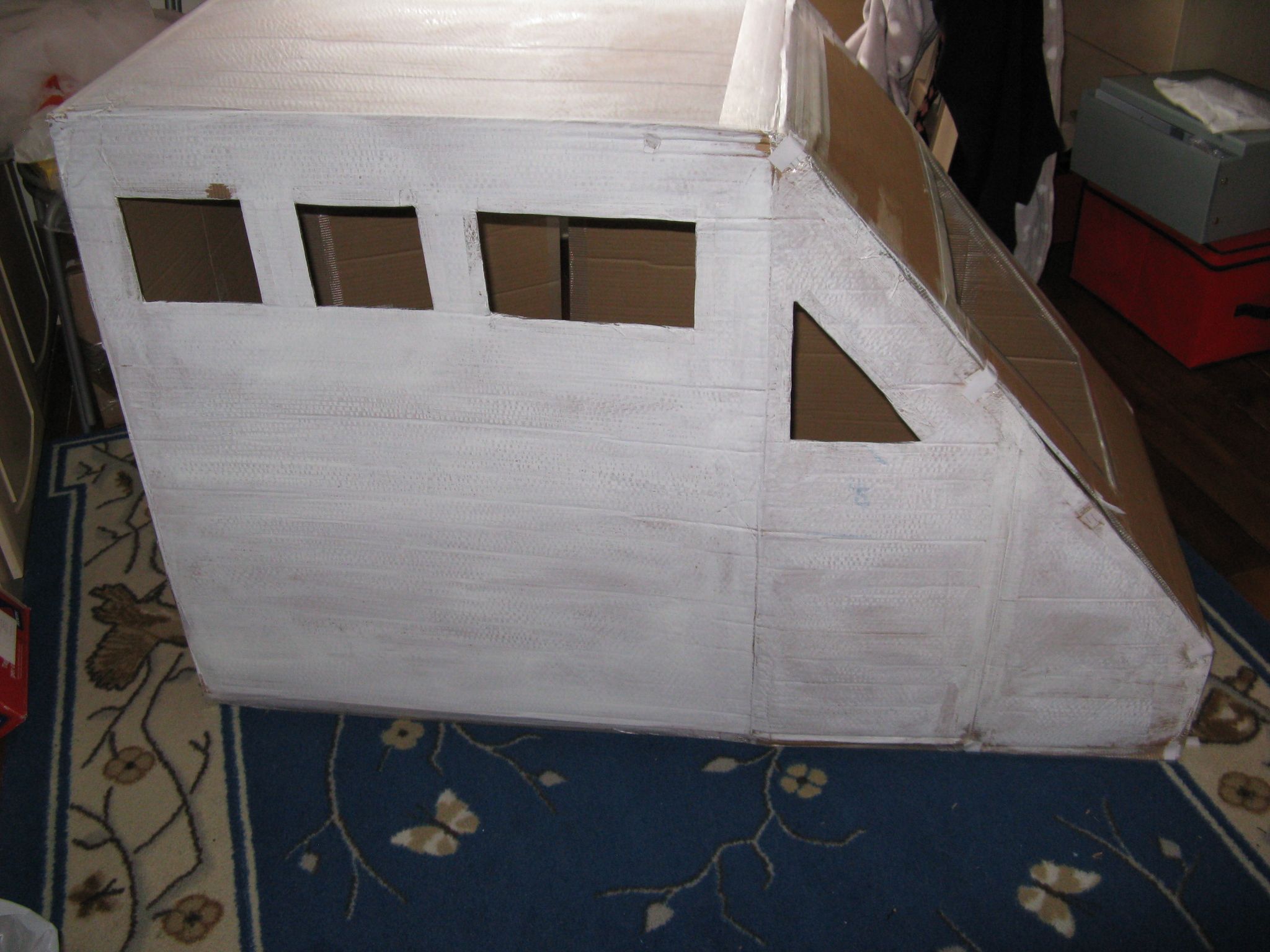 Spaceship for Kids Fold-able Made From Cardboard : 5 Steps (with ...