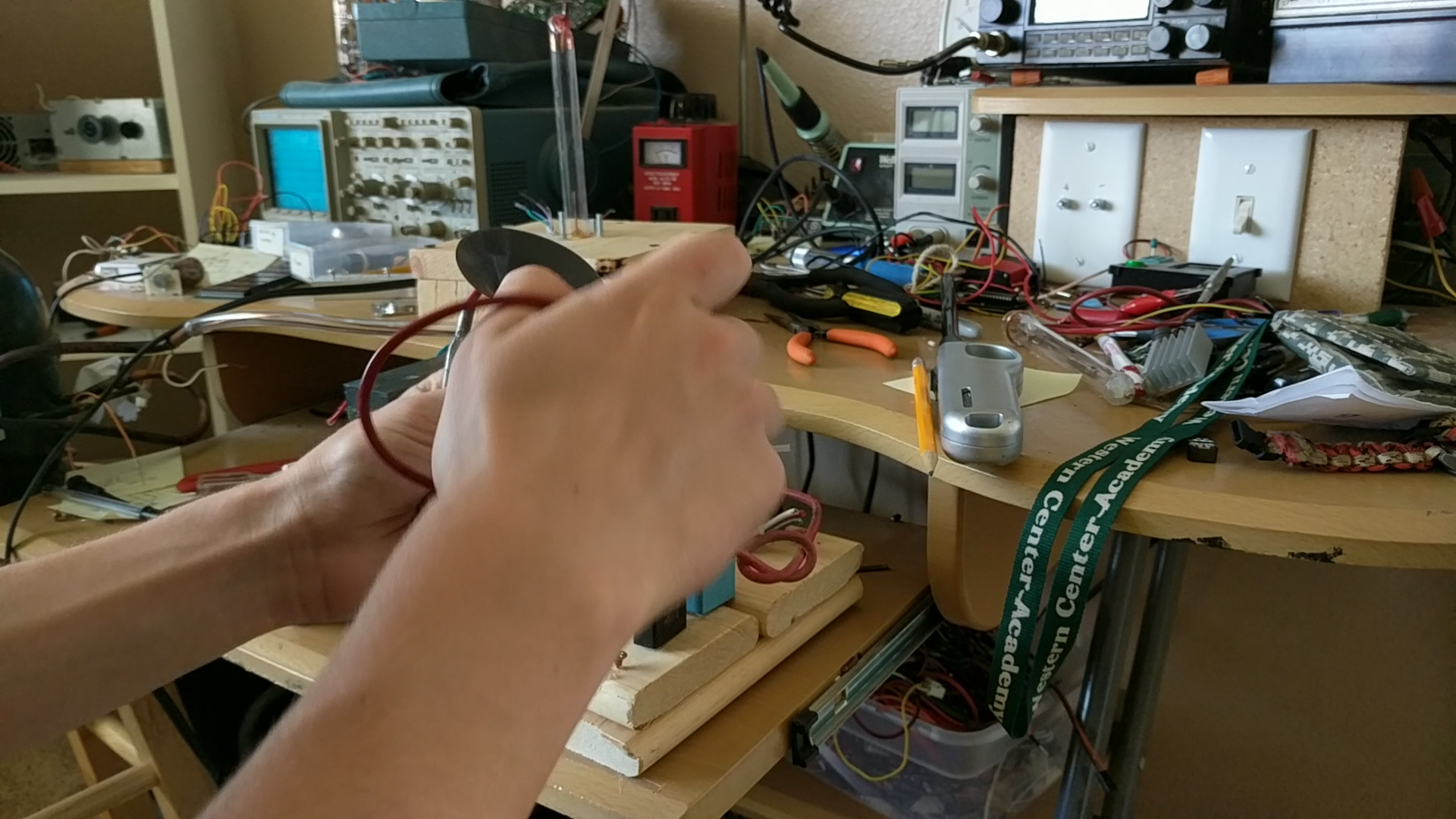 DIY Cathode Ray Tube: Interacting With Electrons : 12 Steps (with ...