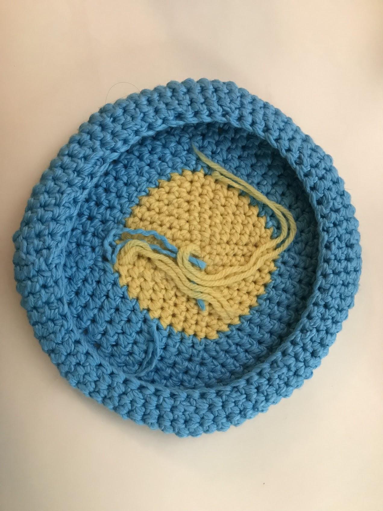 Ukrainian Crochet Flying Disc Dog Toy : 4 Steps - Instructables