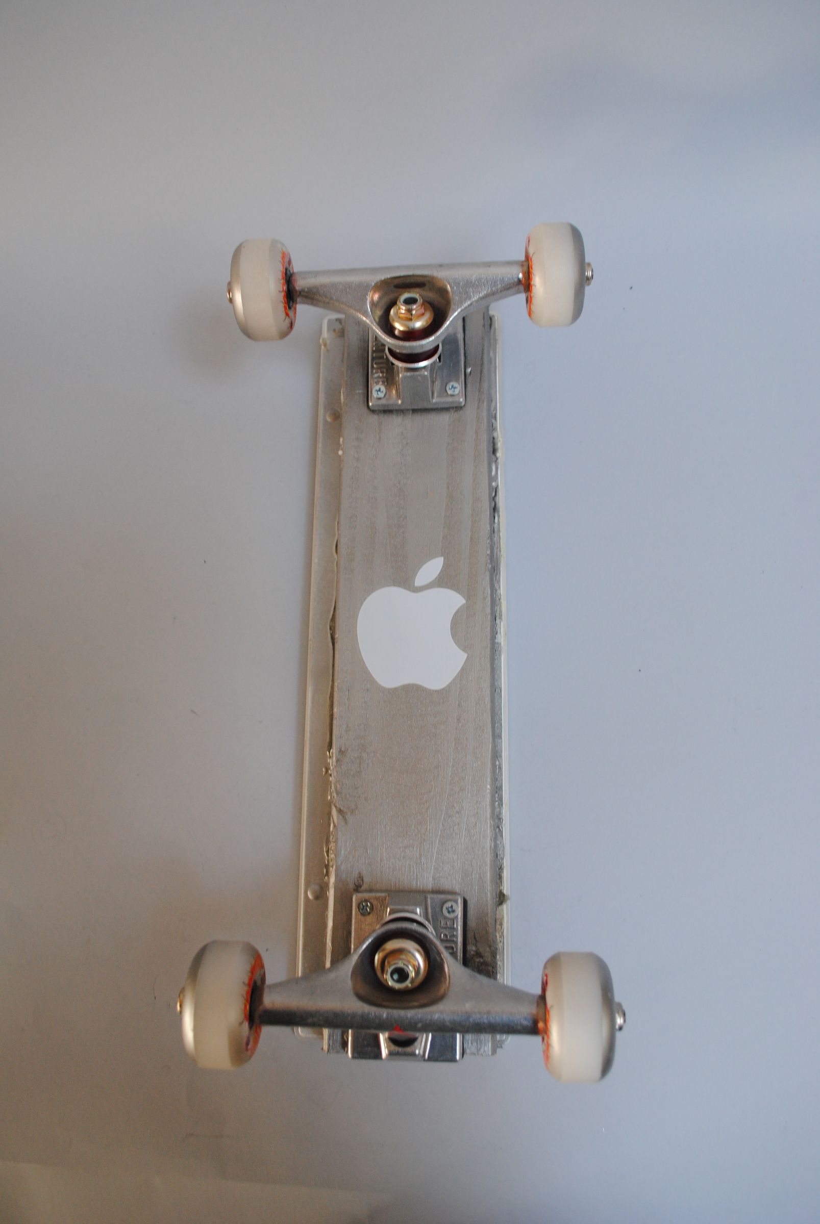 Keyboard Skateboard : 7 Steps (with Pictures) - Instructables