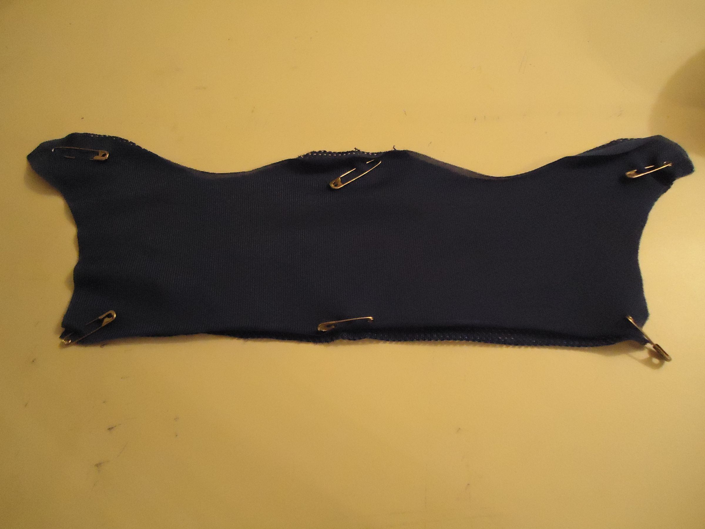 Tennis Shoe Repair: Torn Heel Linings : 8 Steps - Instructables