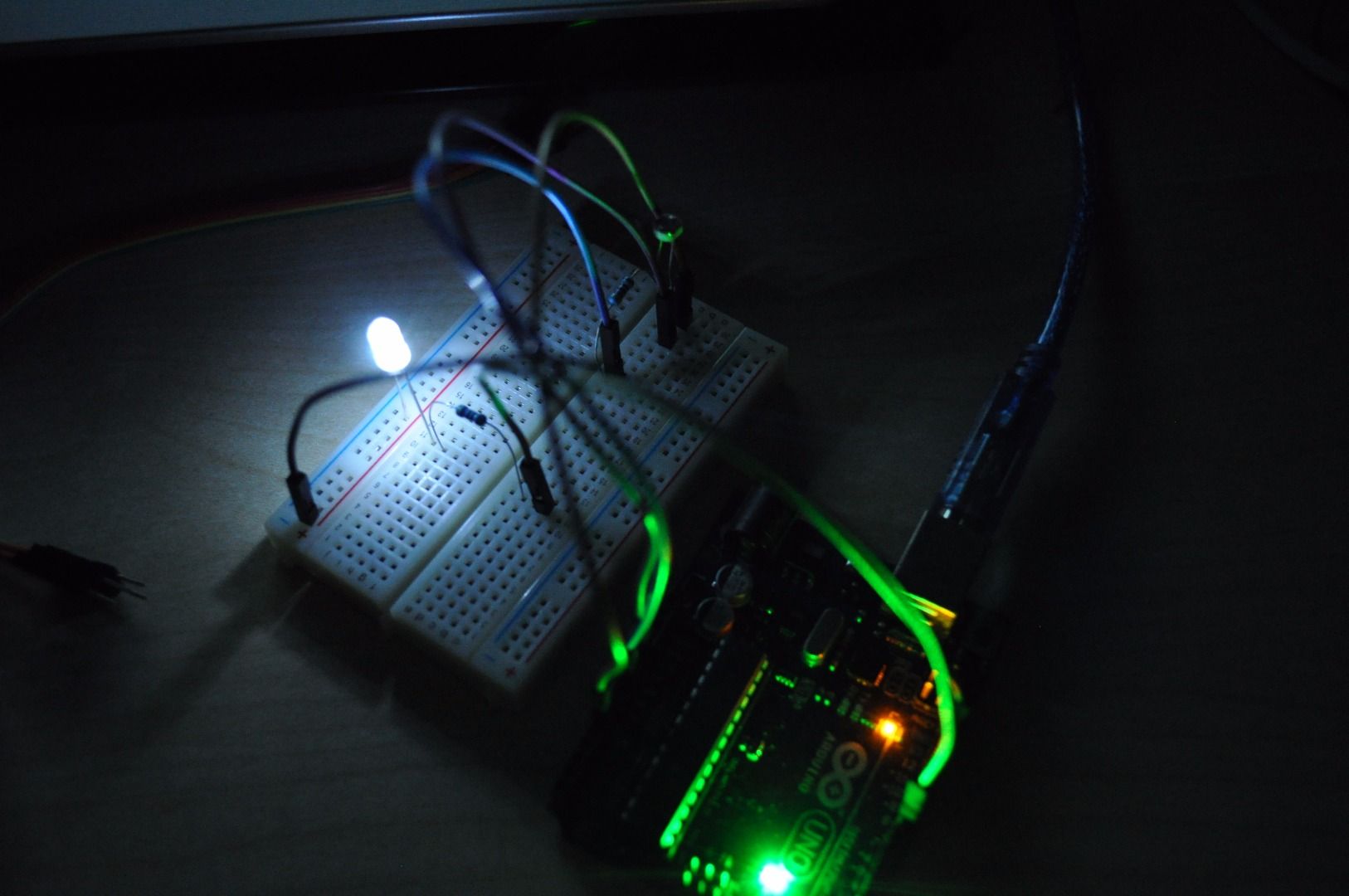 Arduino Photoresistor LED On/off : 4 Steps - Instructables