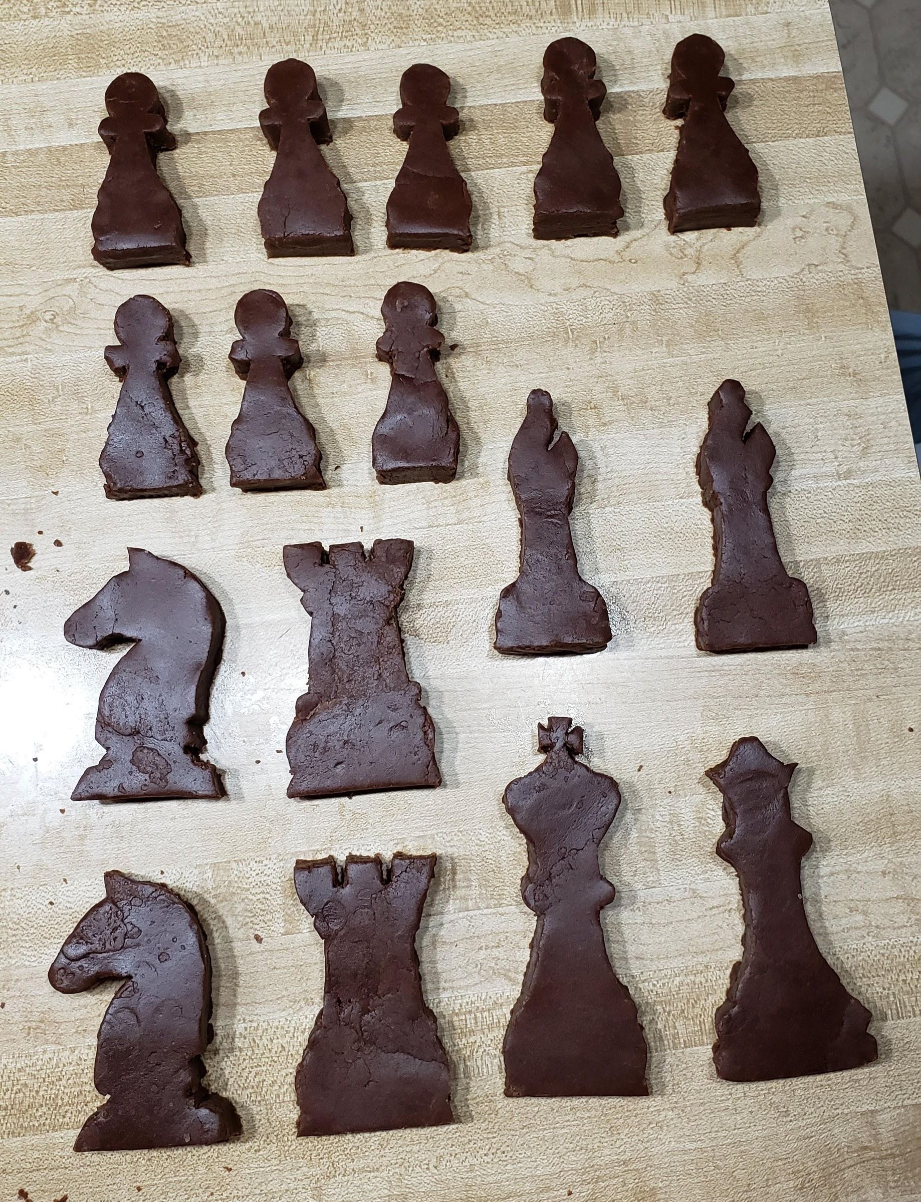 The Baker's Gambit – a 3D Sugar Cookie Chess Set : 13 Steps (with ...