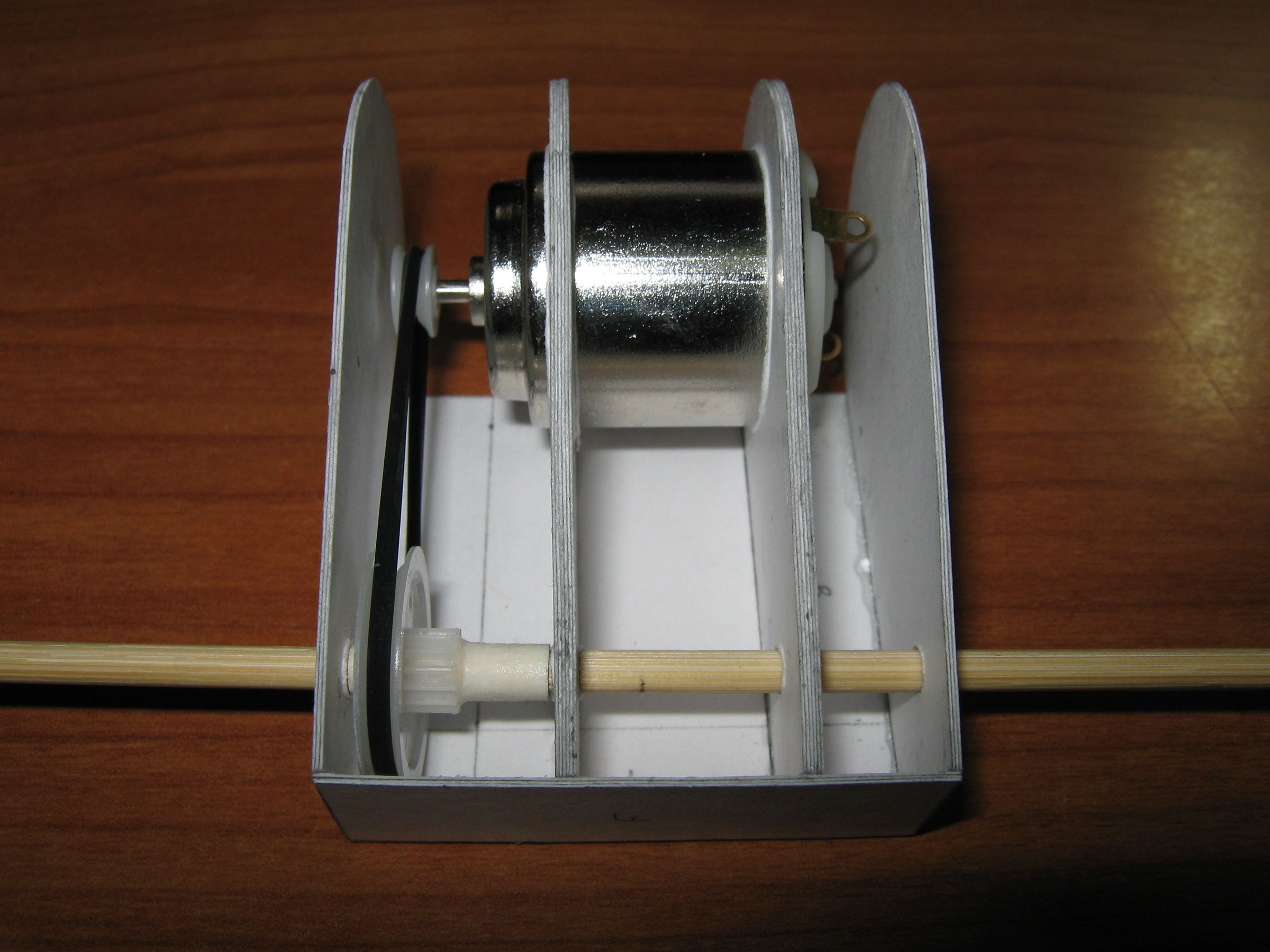 Paper Motorized Walking Machine "Sculpture" : 37 Steps (with Pictures ...