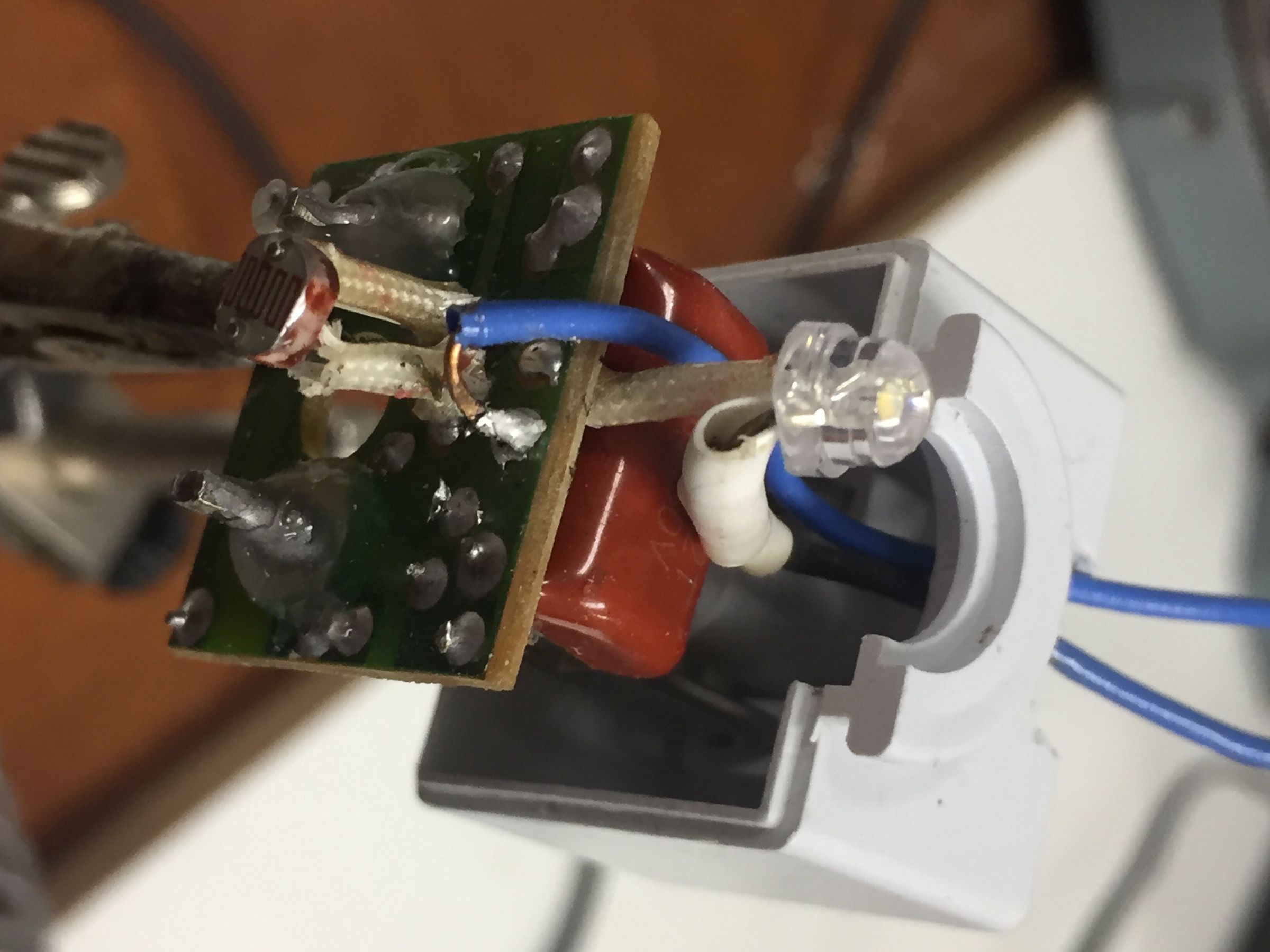 Switchable Light Sensing Night Light : 8 Steps (with Pictures ...