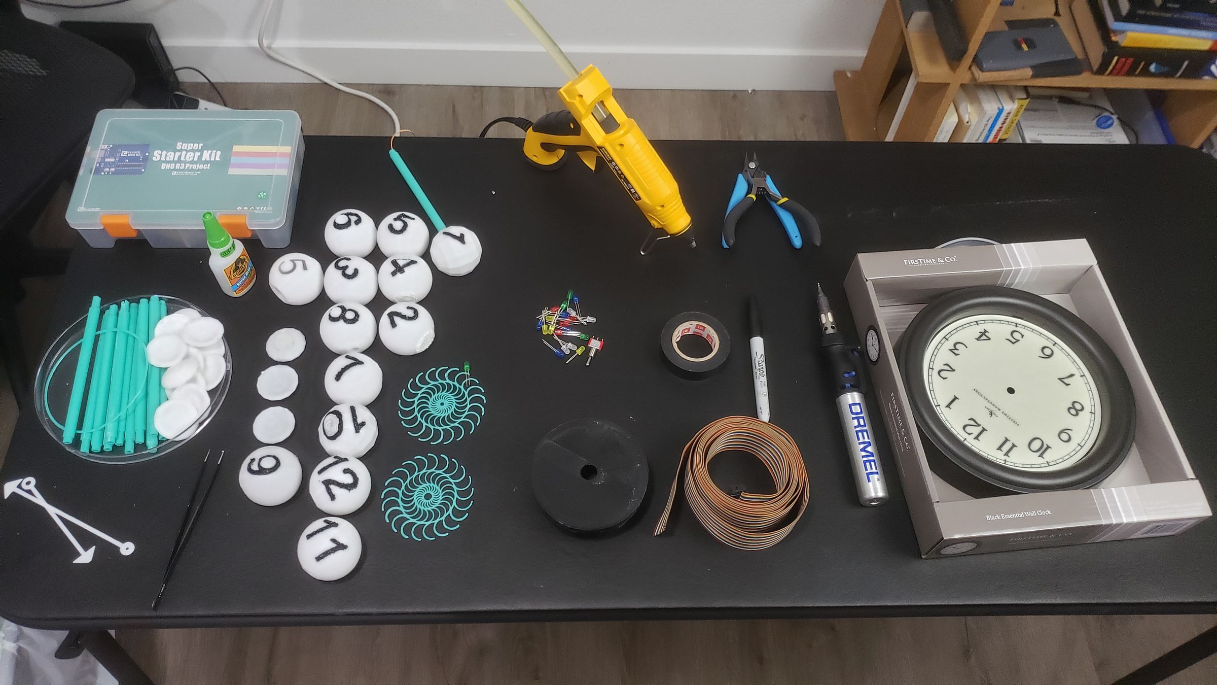 3D Printed Wall Clock With Kinetic Art and LEDs : 10 Steps (with ...