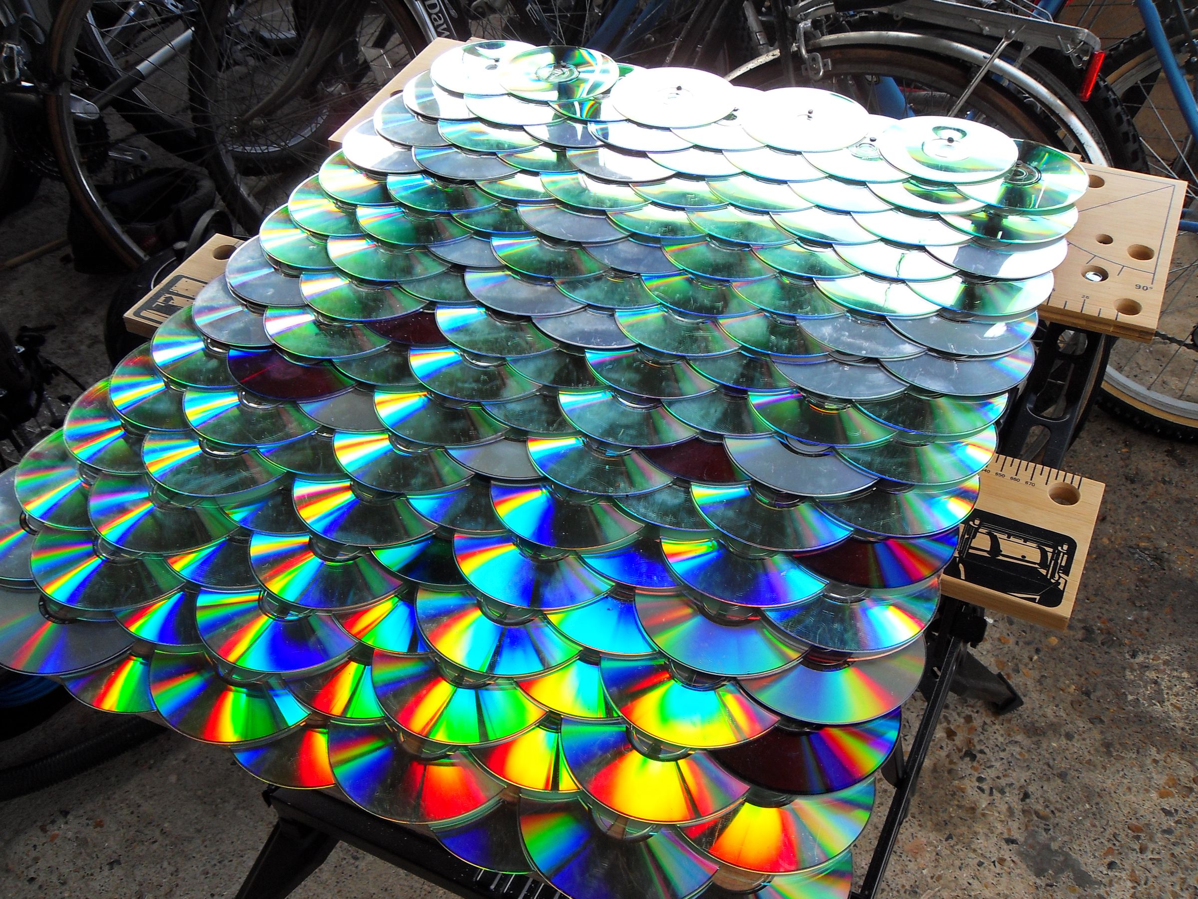 CD/DVD Roofing Concept : 7 Steps (with Pictures) - Instructables