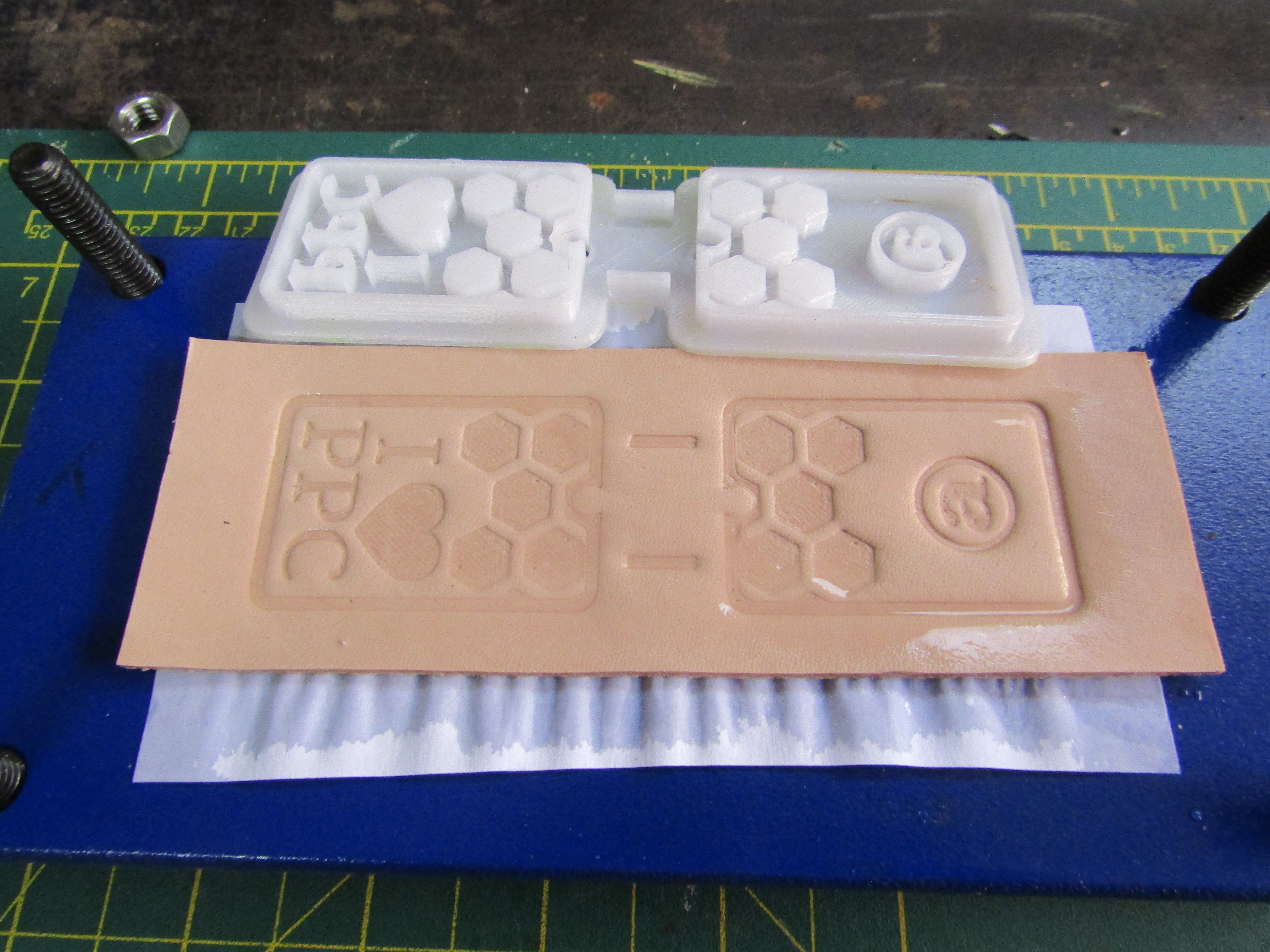 Leather Press to Make Decorative Leather Items With 3D Printed Dies : 7 ...