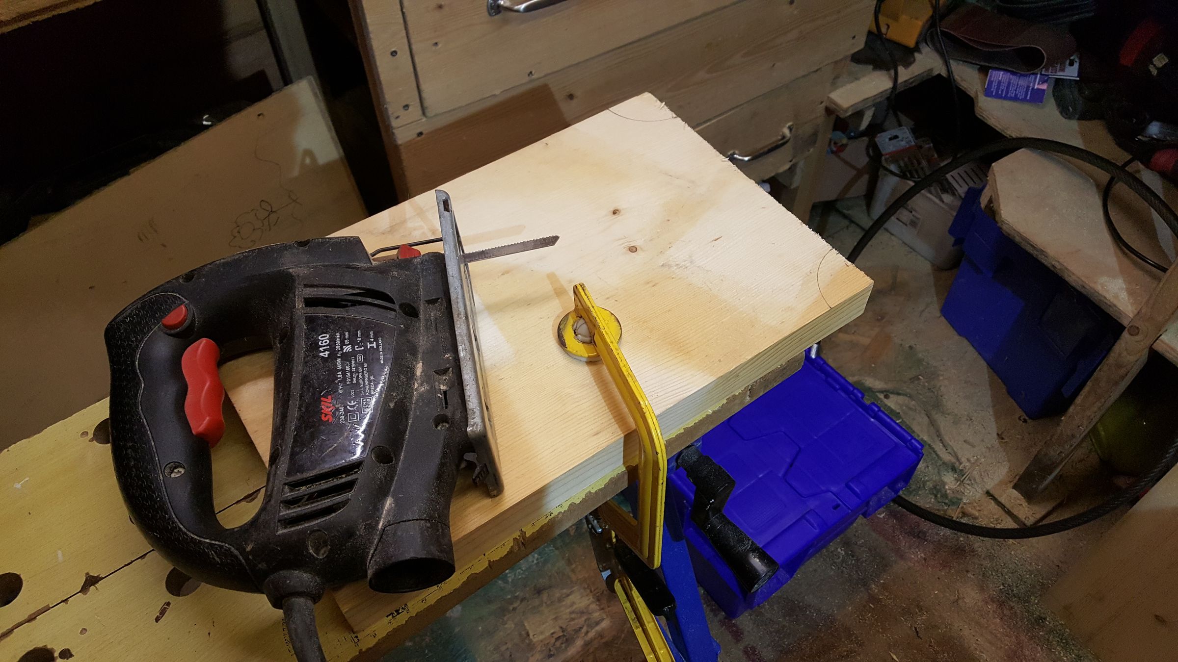 Hand Carved Hanging Bar Sign : 5 Steps (with Pictures) - Instructables