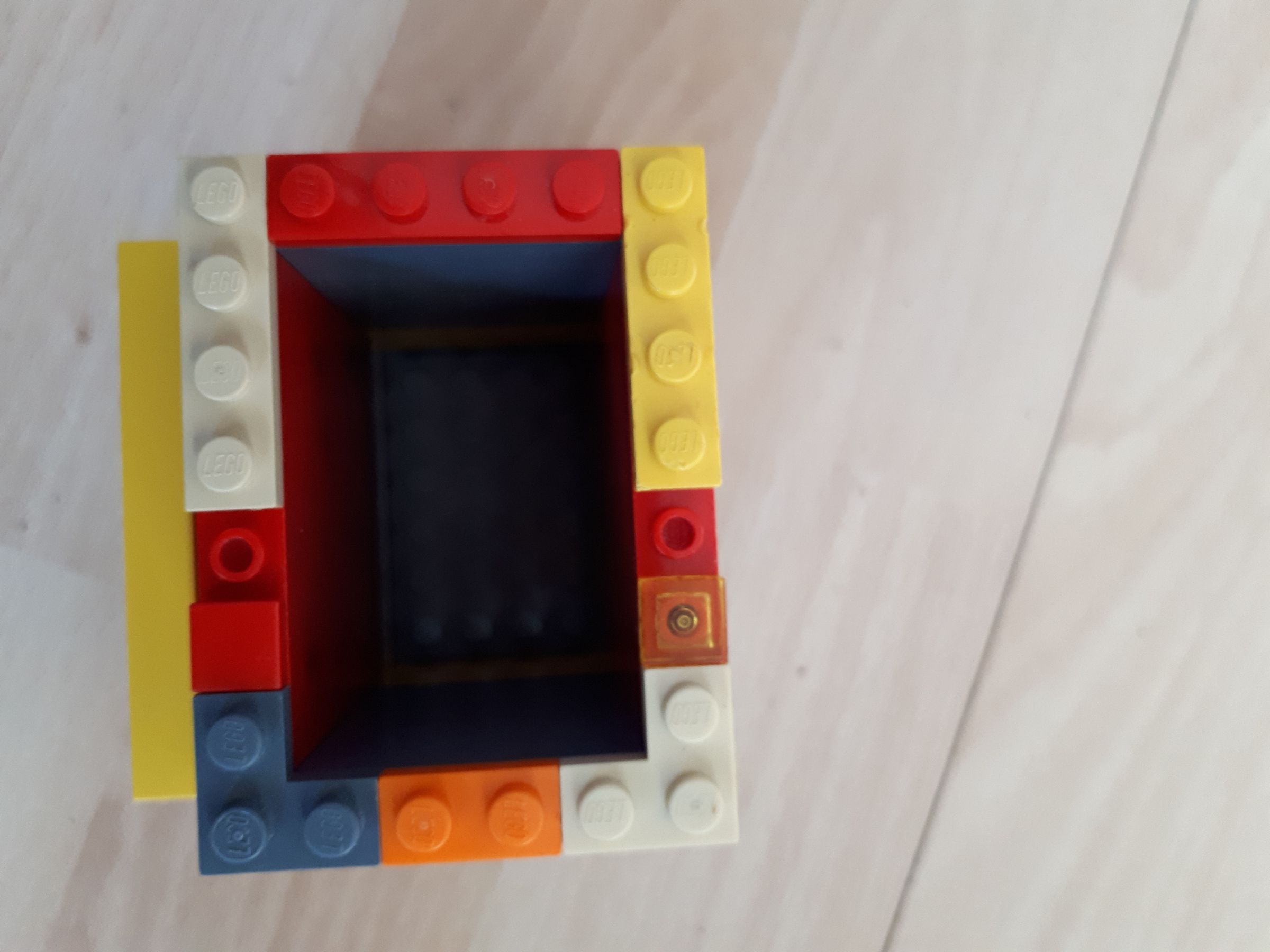 Lego Pen Holder : 5 Steps - Instructables