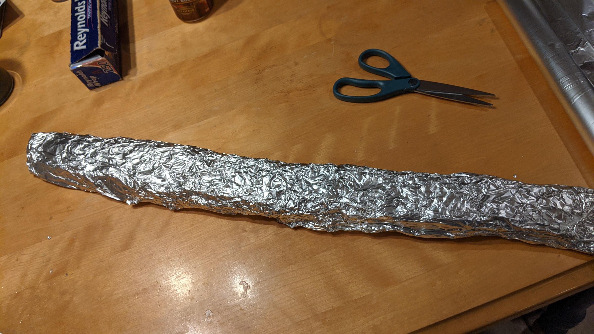 Extreme Tinfoil Battle Sword : 3 Steps - Instructables