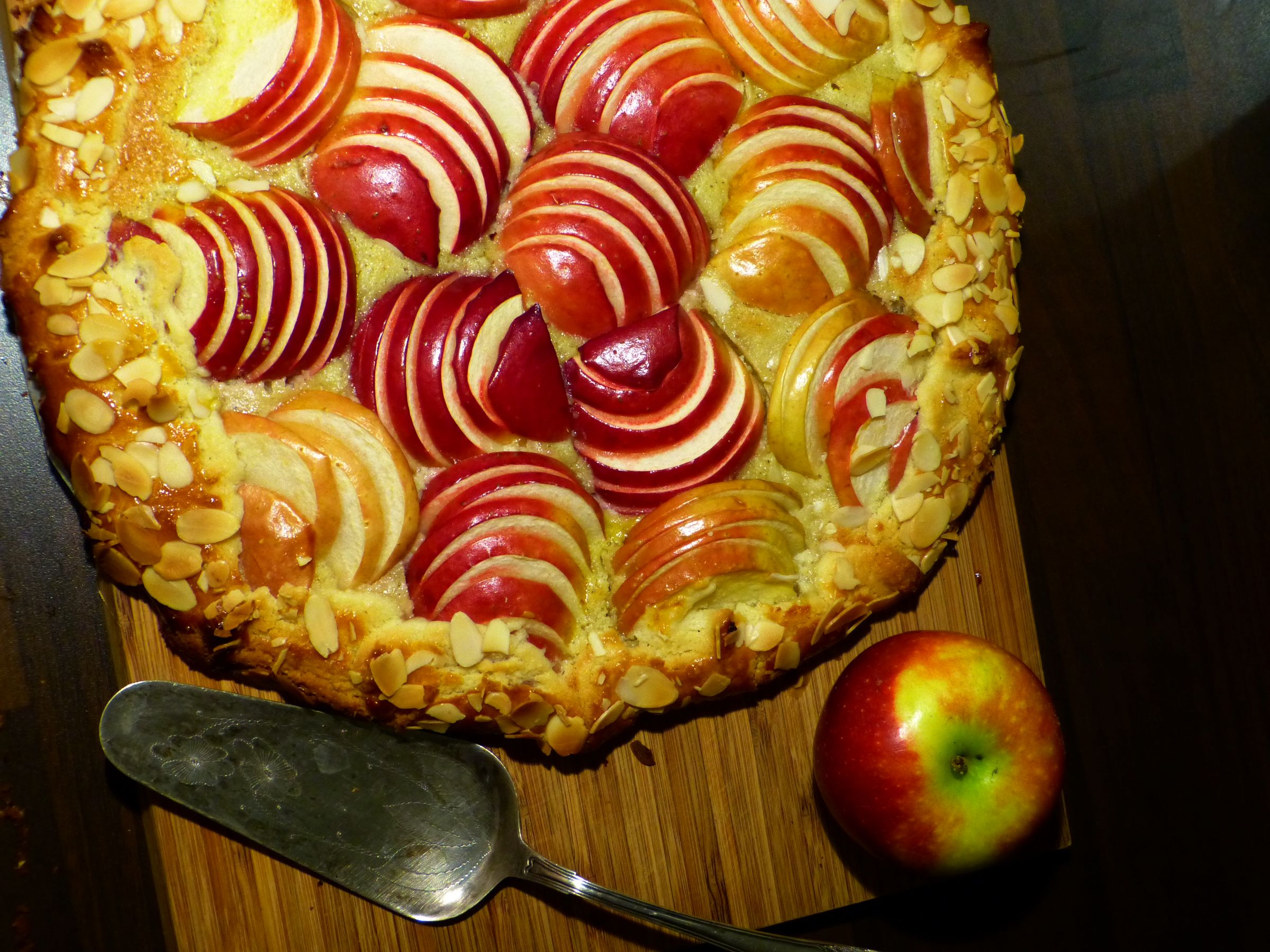 French Apple Pie - Crumbly Crunchy Delicious! : 7 Steps (with Pictures ...