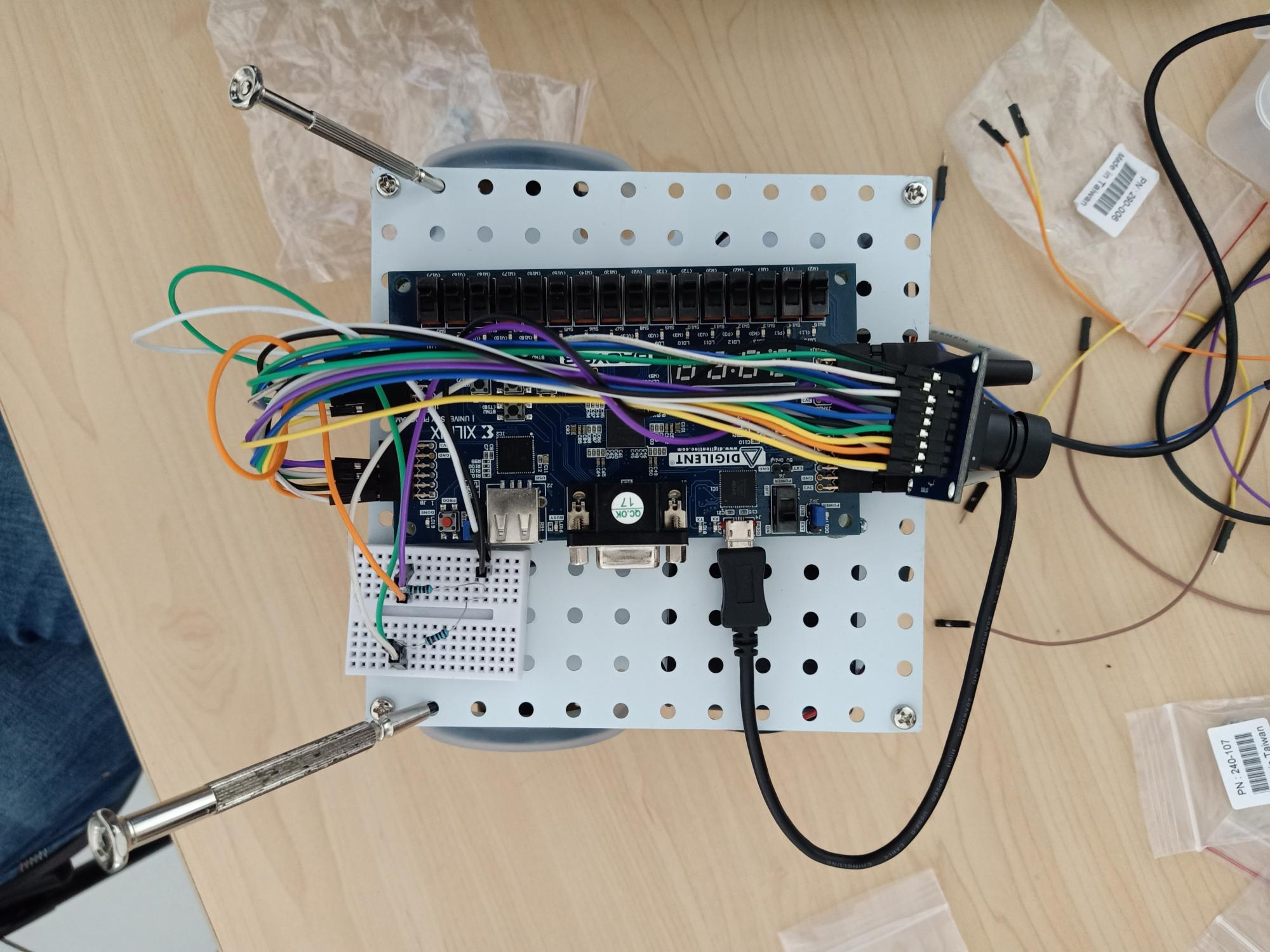 Light Seeking Mobile Robot - BASYS 3 (VHDL) : 7 Steps - Instructables