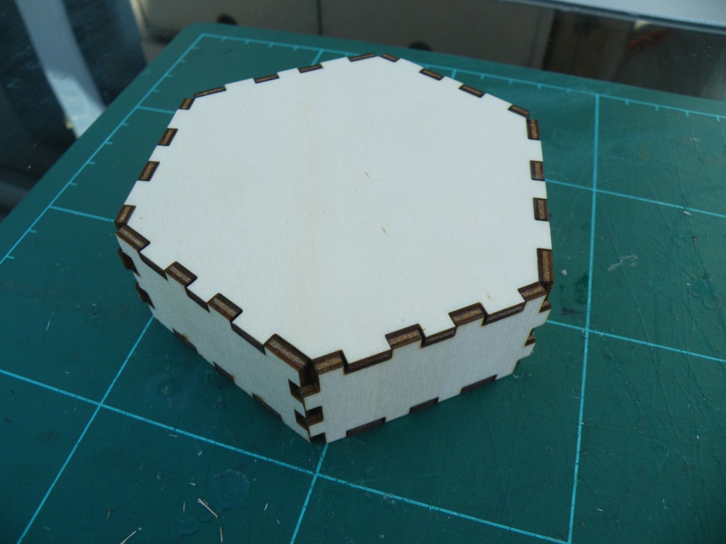 How to Make a Hexagonal Box From Cuboid Plans : 7 Steps (with Pictures) - Instructables