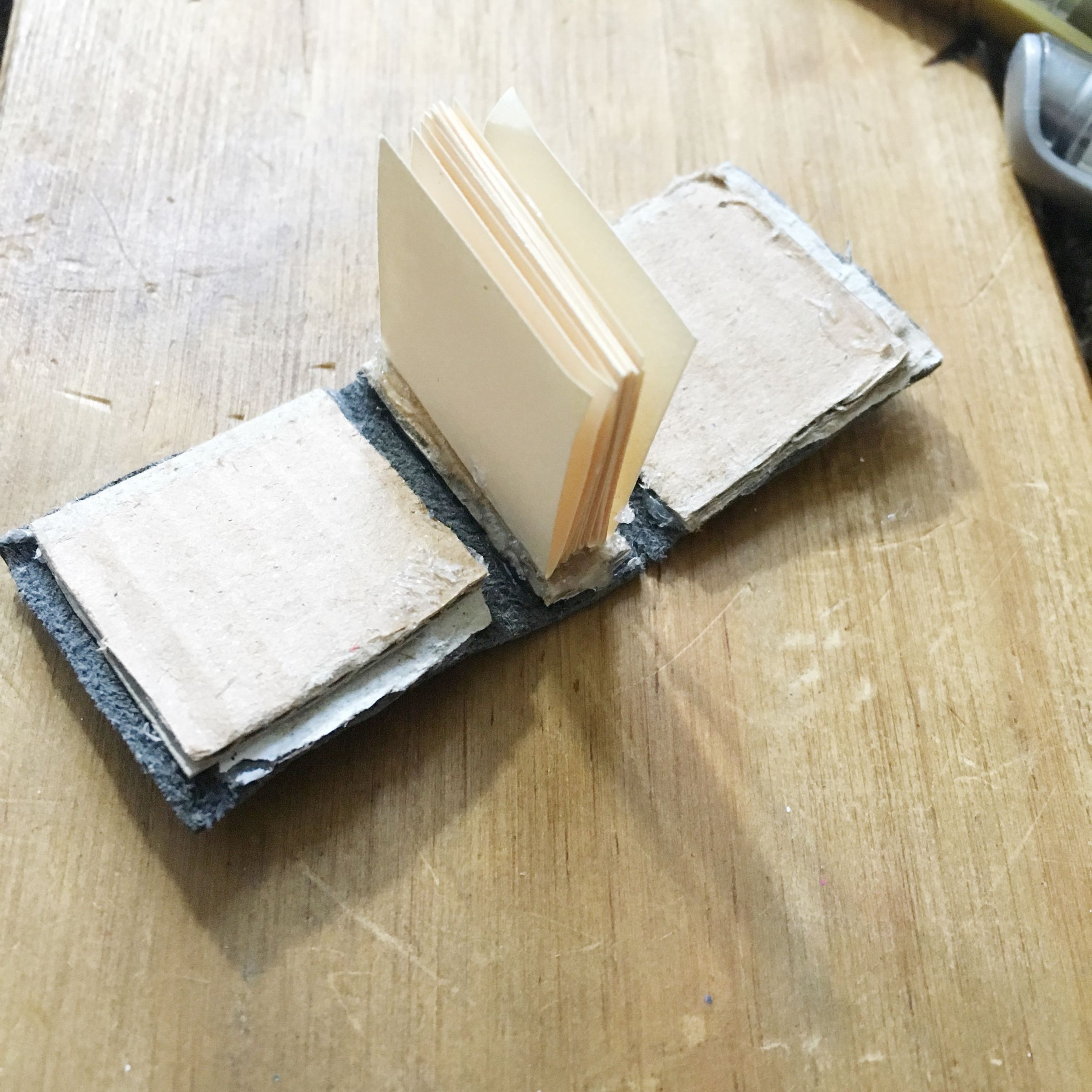 Mini Leather Books : 4 Steps (with Pictures) - Instructables