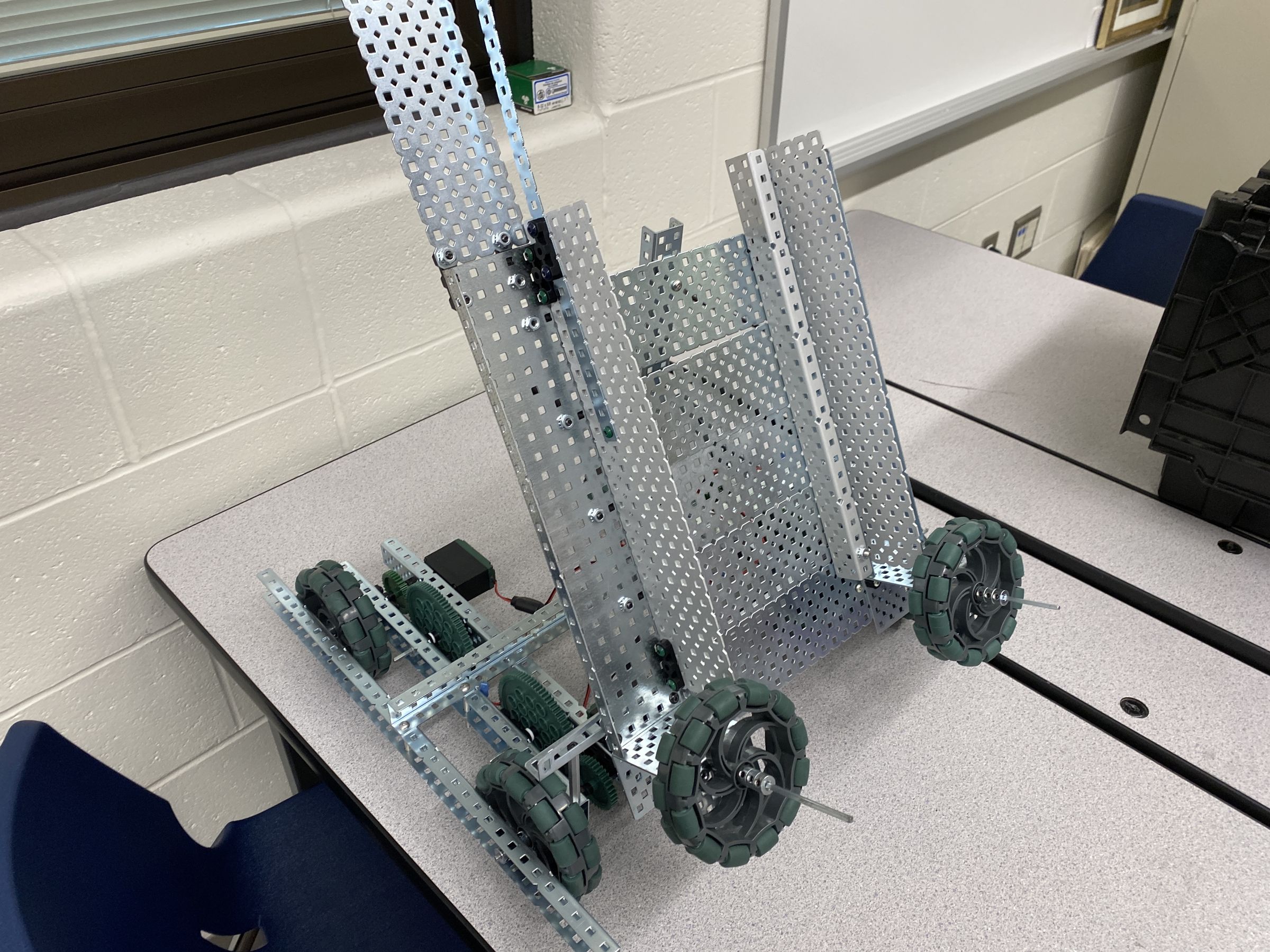 VEX Tower Takeover Competition Robot : 8 Steps - Instructables