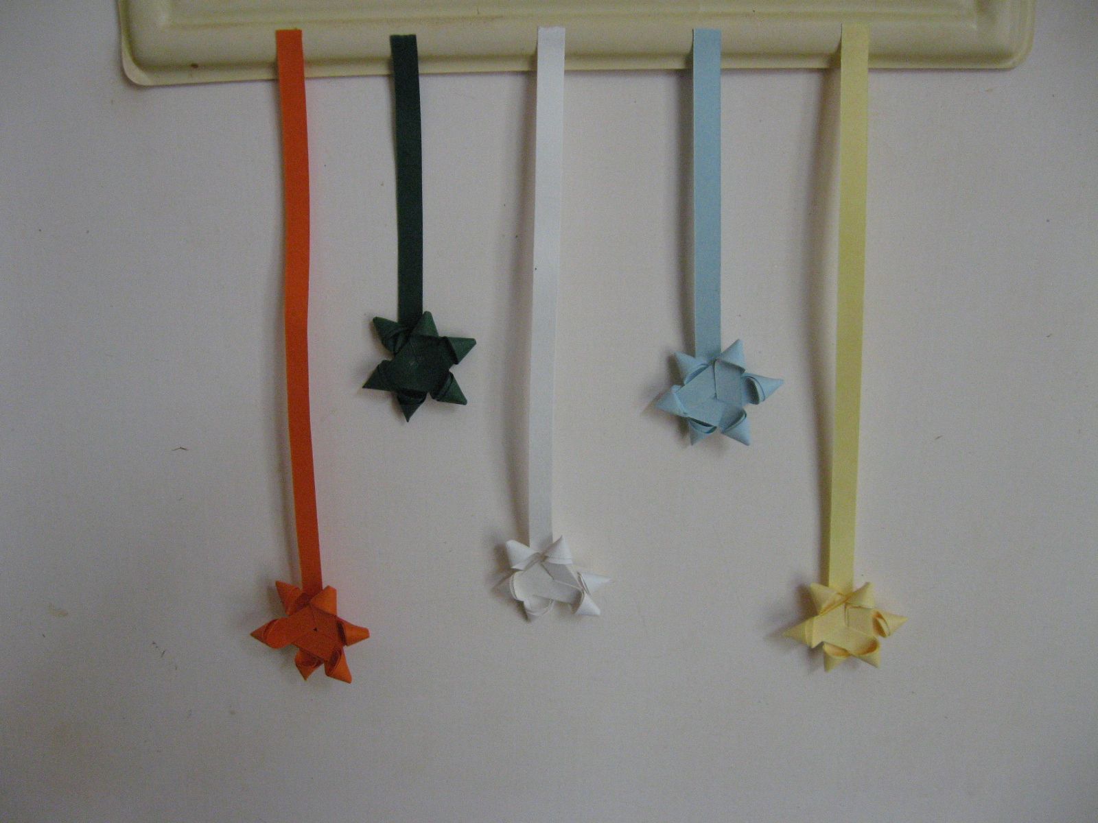How to Make Small Stars With Quilling Strips : 5 Steps (with Pictures ...