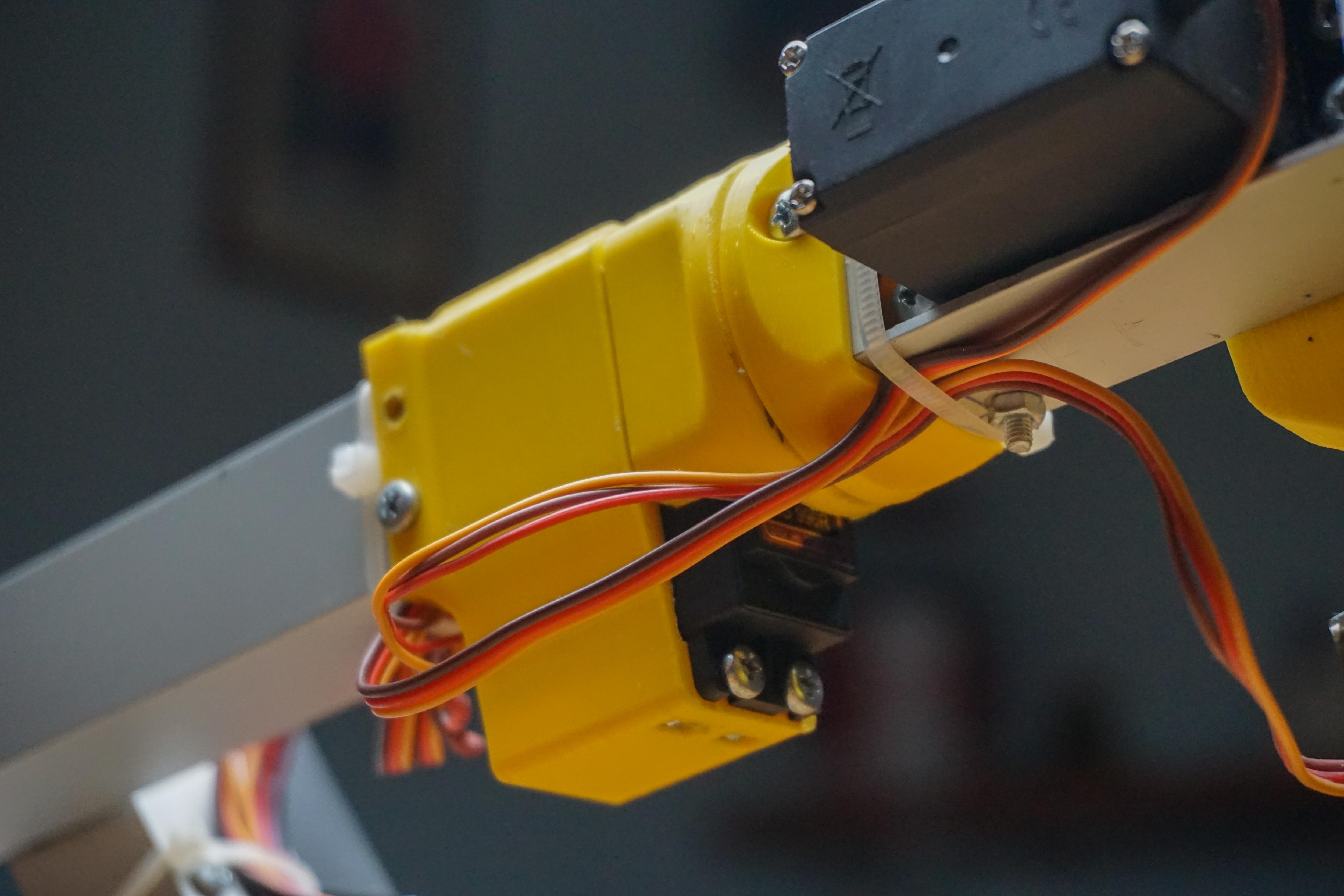 Braccio Robotico Controllato Da Arduino E Interfaccia Touch : 12 Steps ...