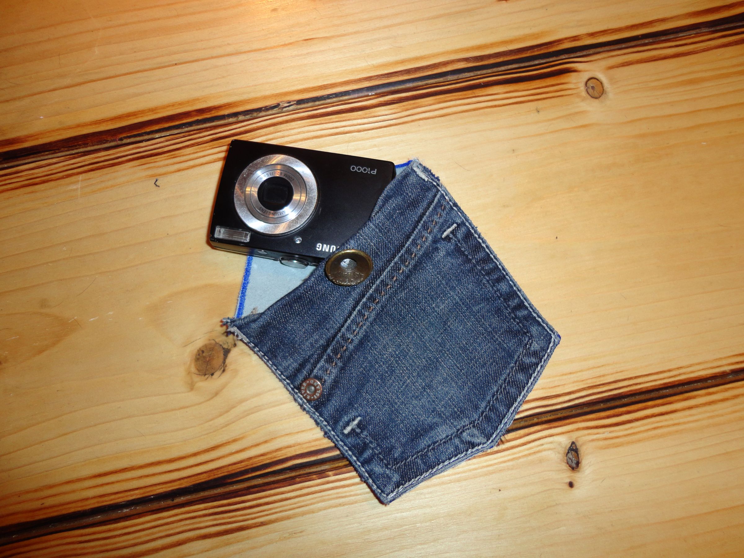 How to Make a Camera/ Phone Case Out of Old Jeans - Instructables