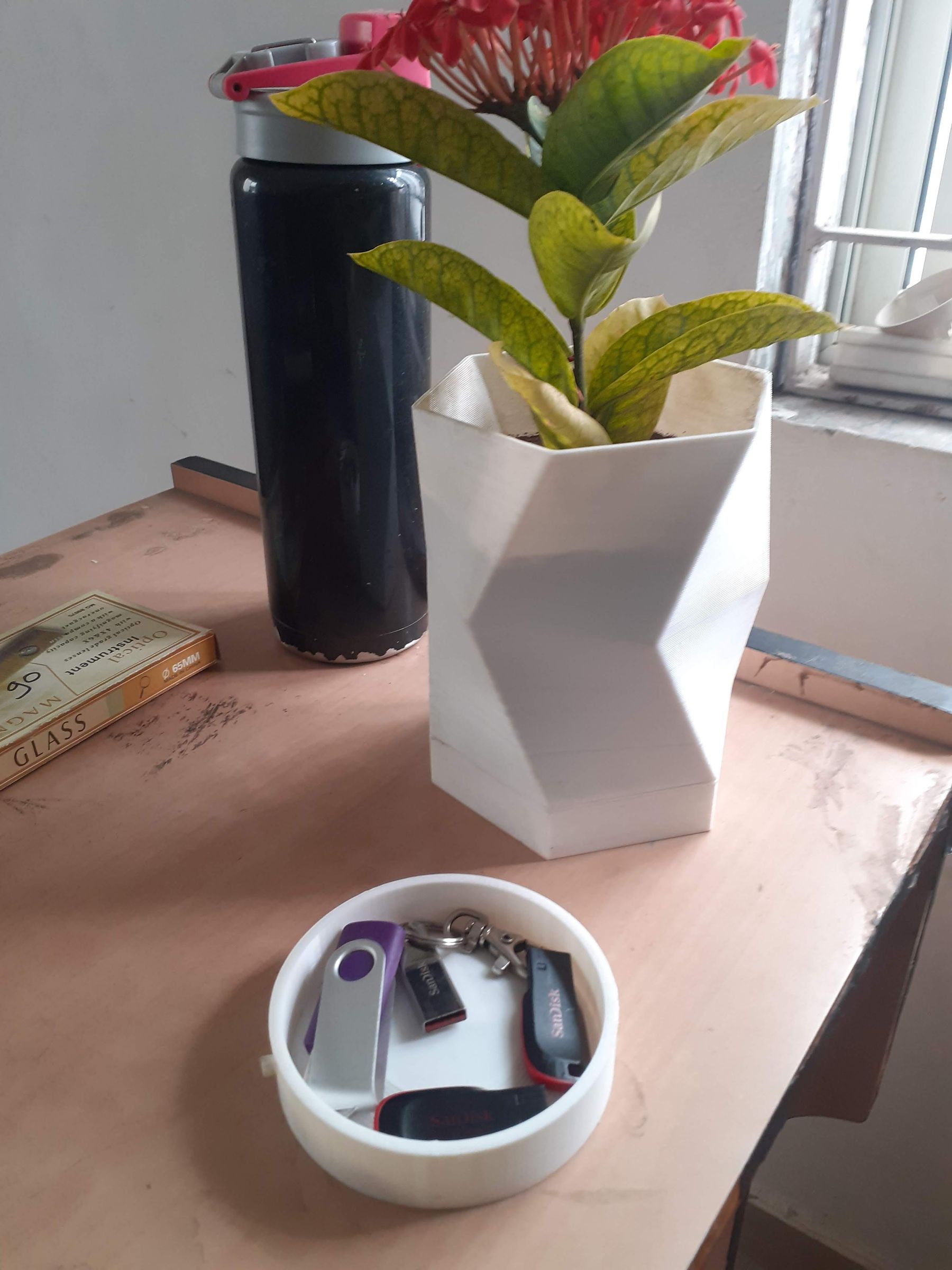 3D Printed Vase With Hidden Compartment : 4 Steps (with Pictures ...