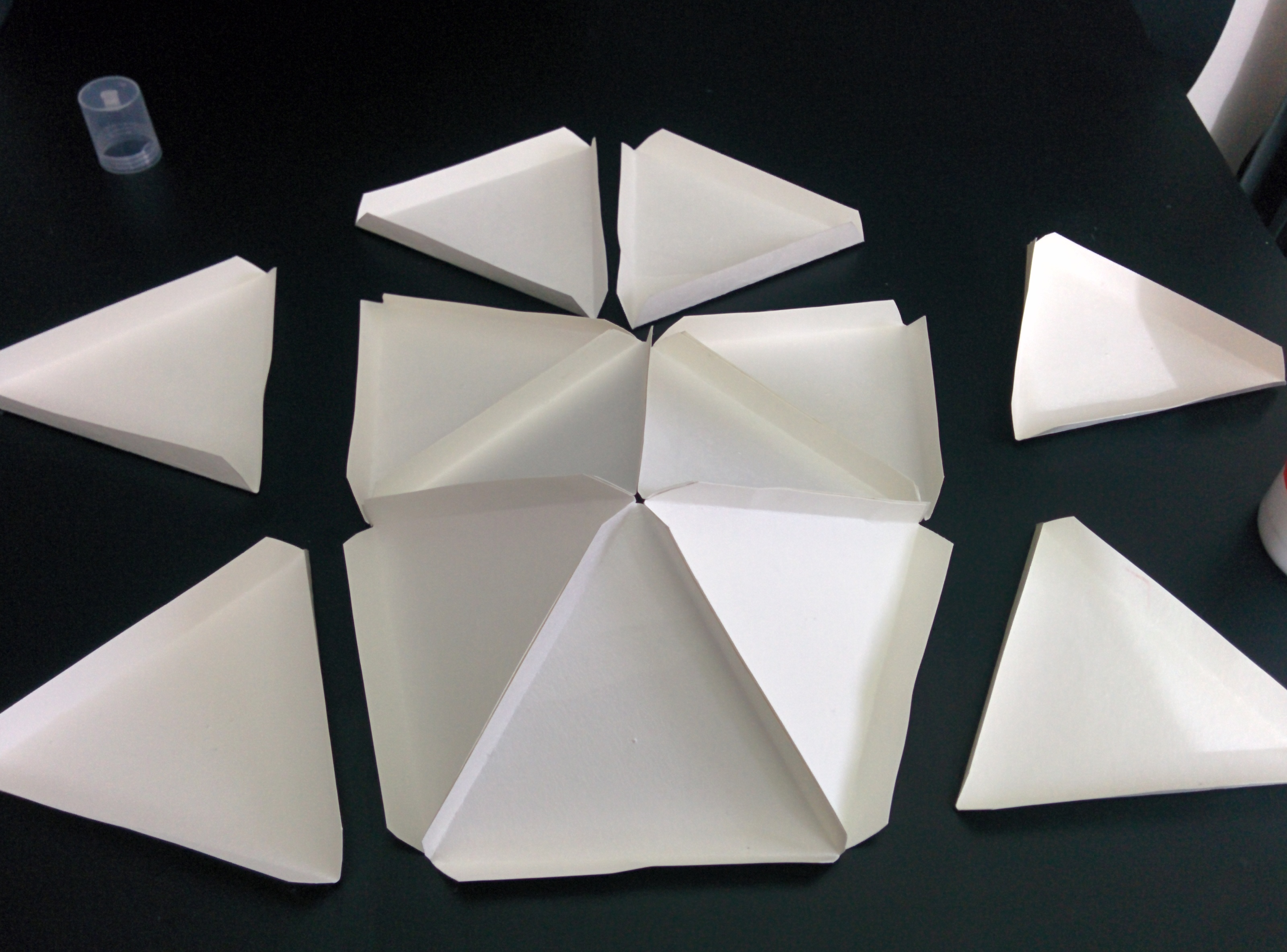 Modular Geometric Paper Lamps, 5 Designs : 10 Steps (with Pictures ...