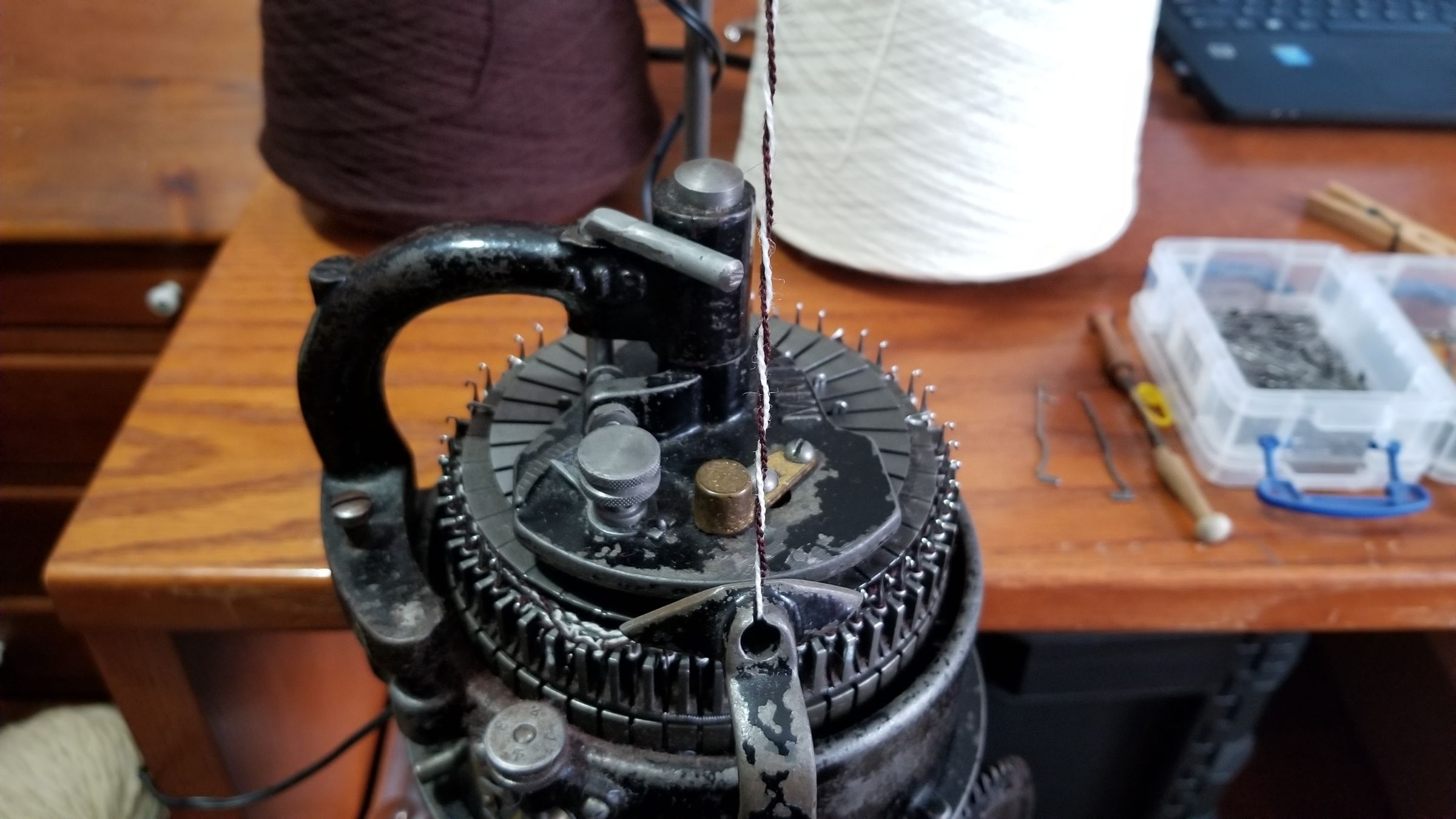 Socks the Old Way on a CSM : 52 Steps (with Pictures) - Instructables