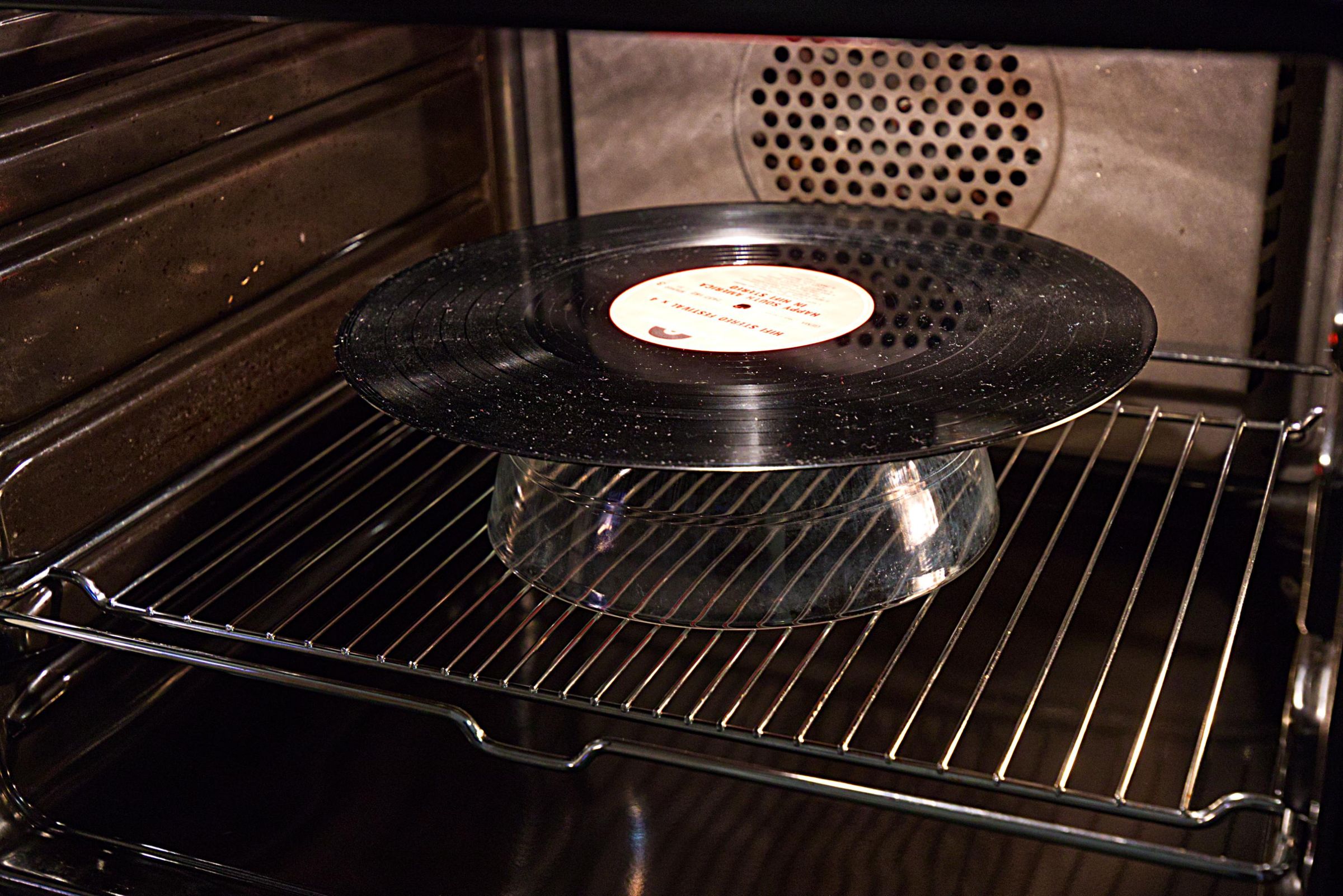 Vinyl Record to Lamp Shade : 5 Steps (with Pictures) - Instructables