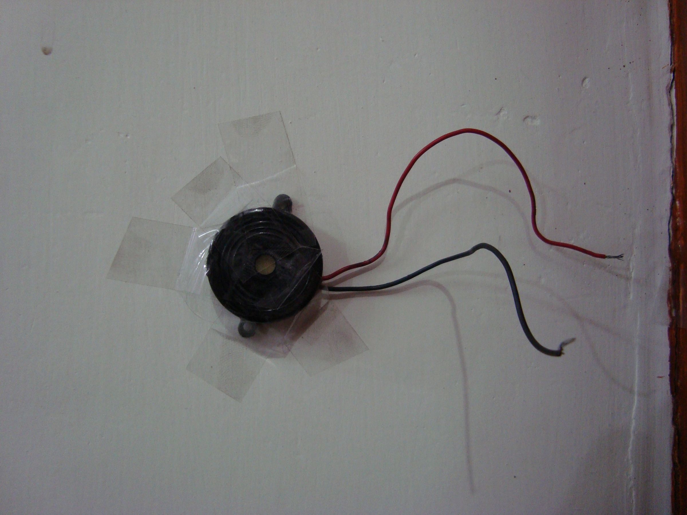 Easy Door Alarm! : 3 Steps - Instructables
