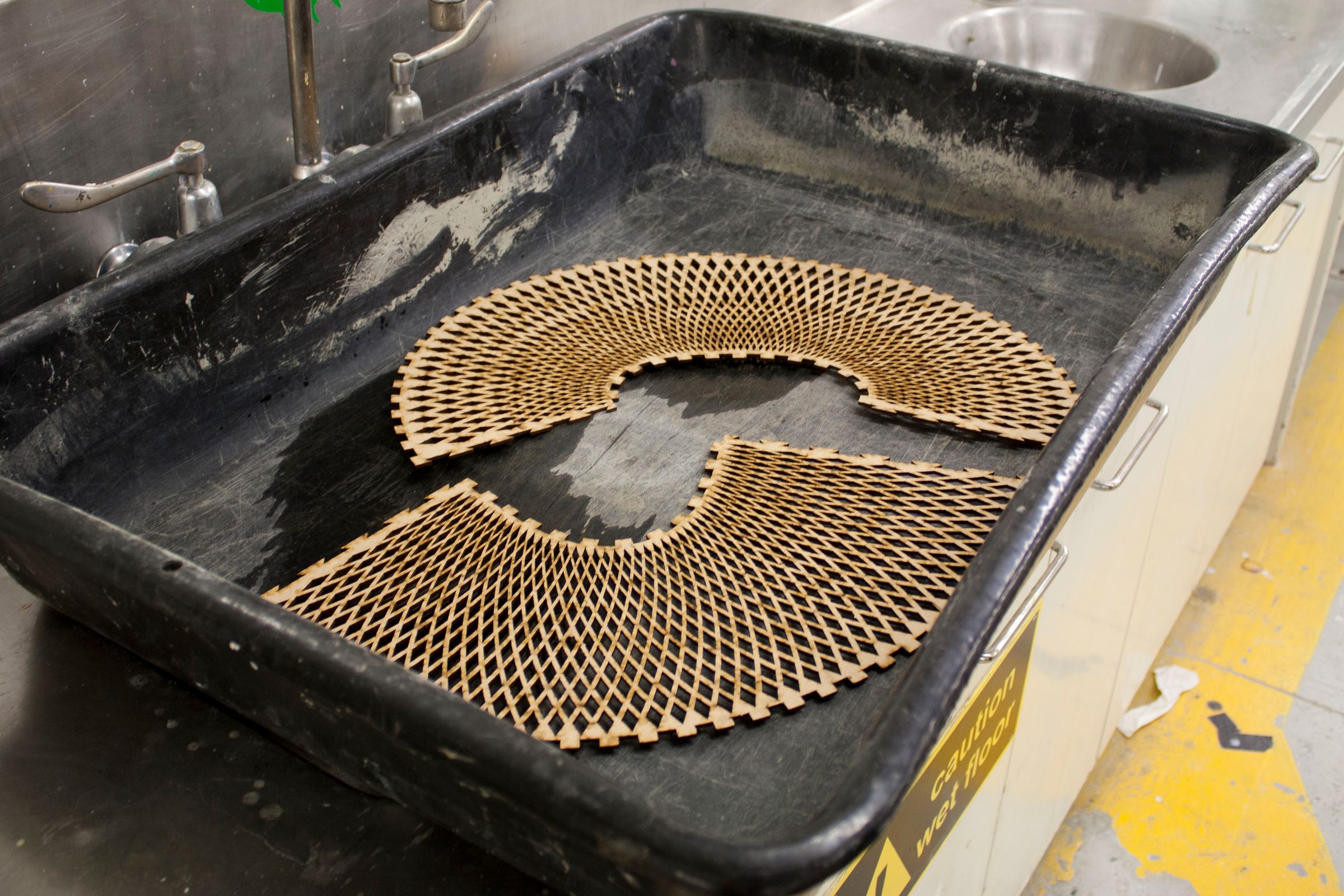 Kerf Table Lamp : 4 Steps (with Pictures) - Instructables