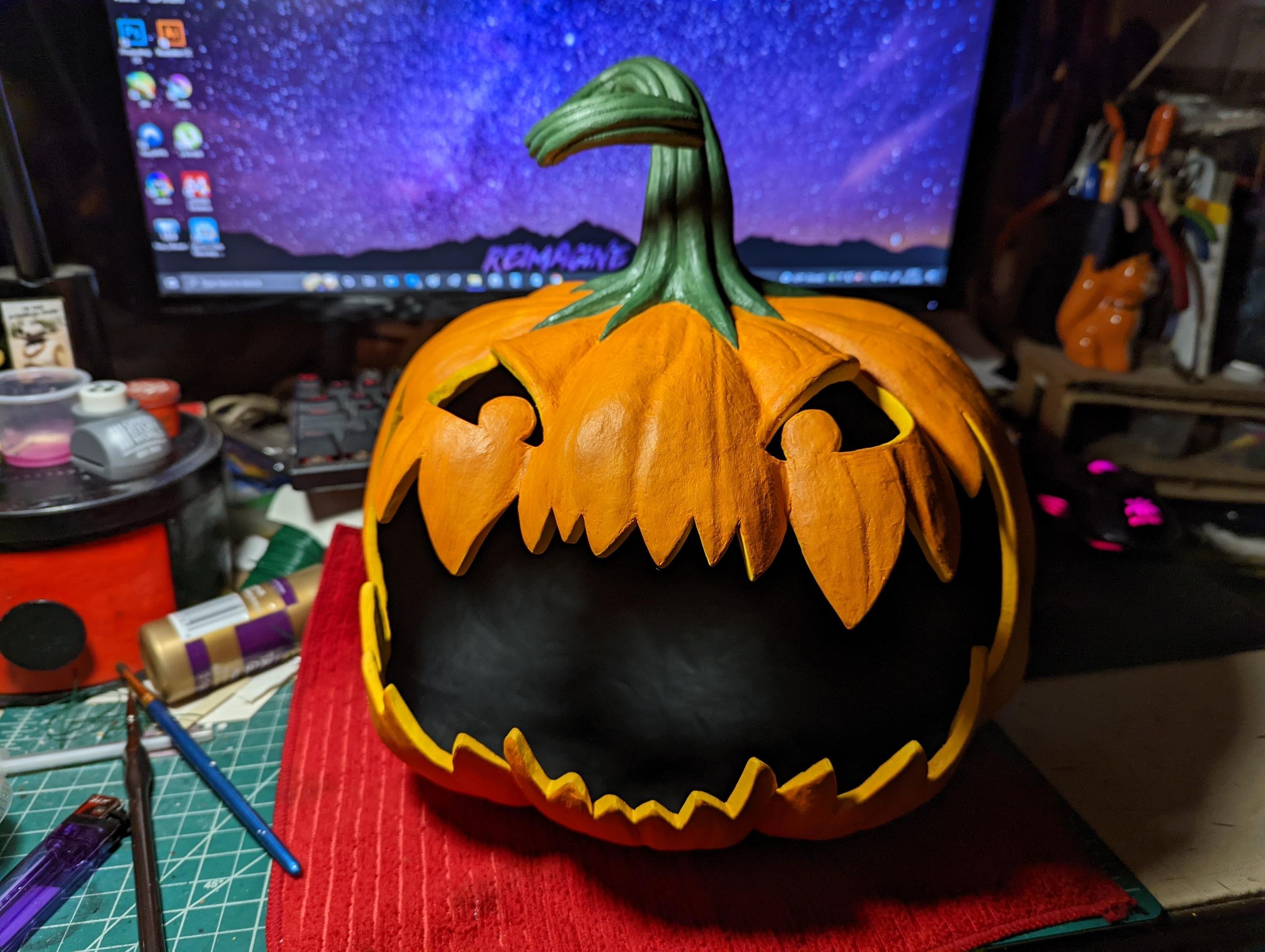DIY Paper Maché Jack-O'Lantern : 10 Steps (with Pictures) - Instructables