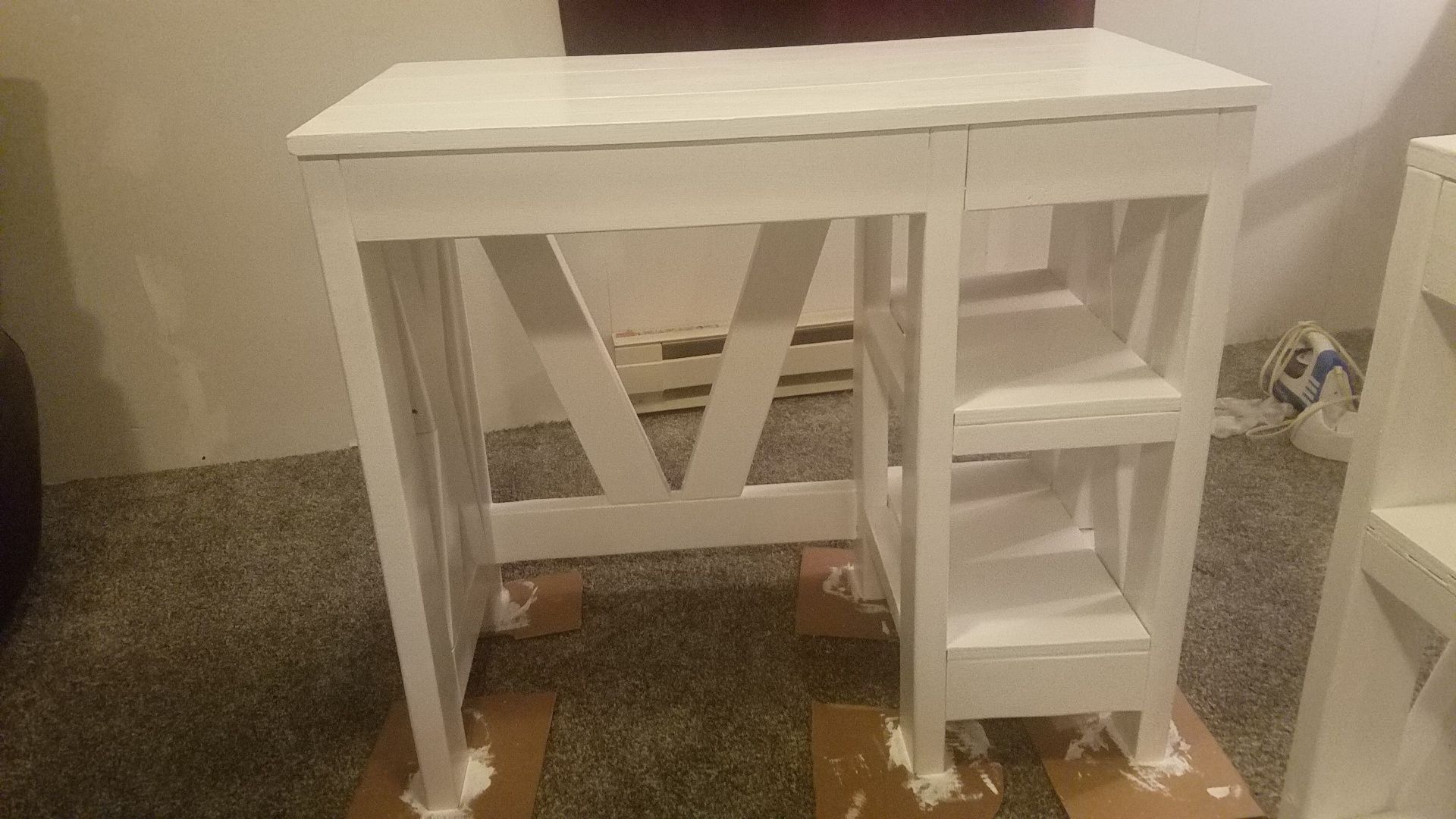 Make Your Own Desk : 7 Steps - Instructables