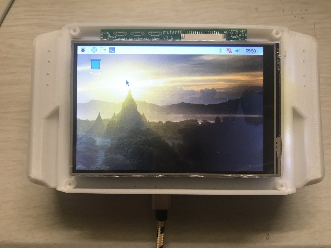 Mutantc An Easy To Build Raspberry Pi Handheldumpc 9 Steps Instructables