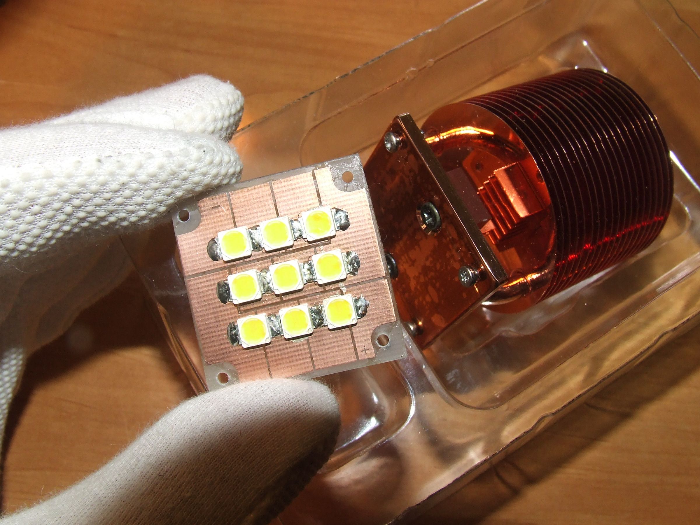 LED Projector Lamp V.2.0 : 6 Steps - Instructables