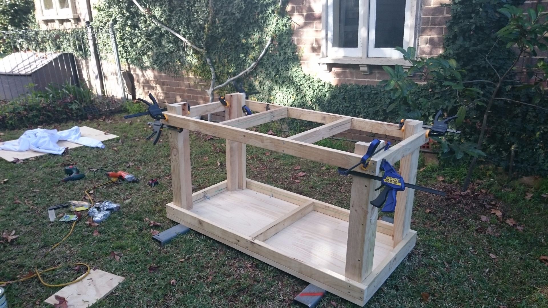 Makerspace Workbench on Wheels : 8 Steps (with Pictures) - Instructables