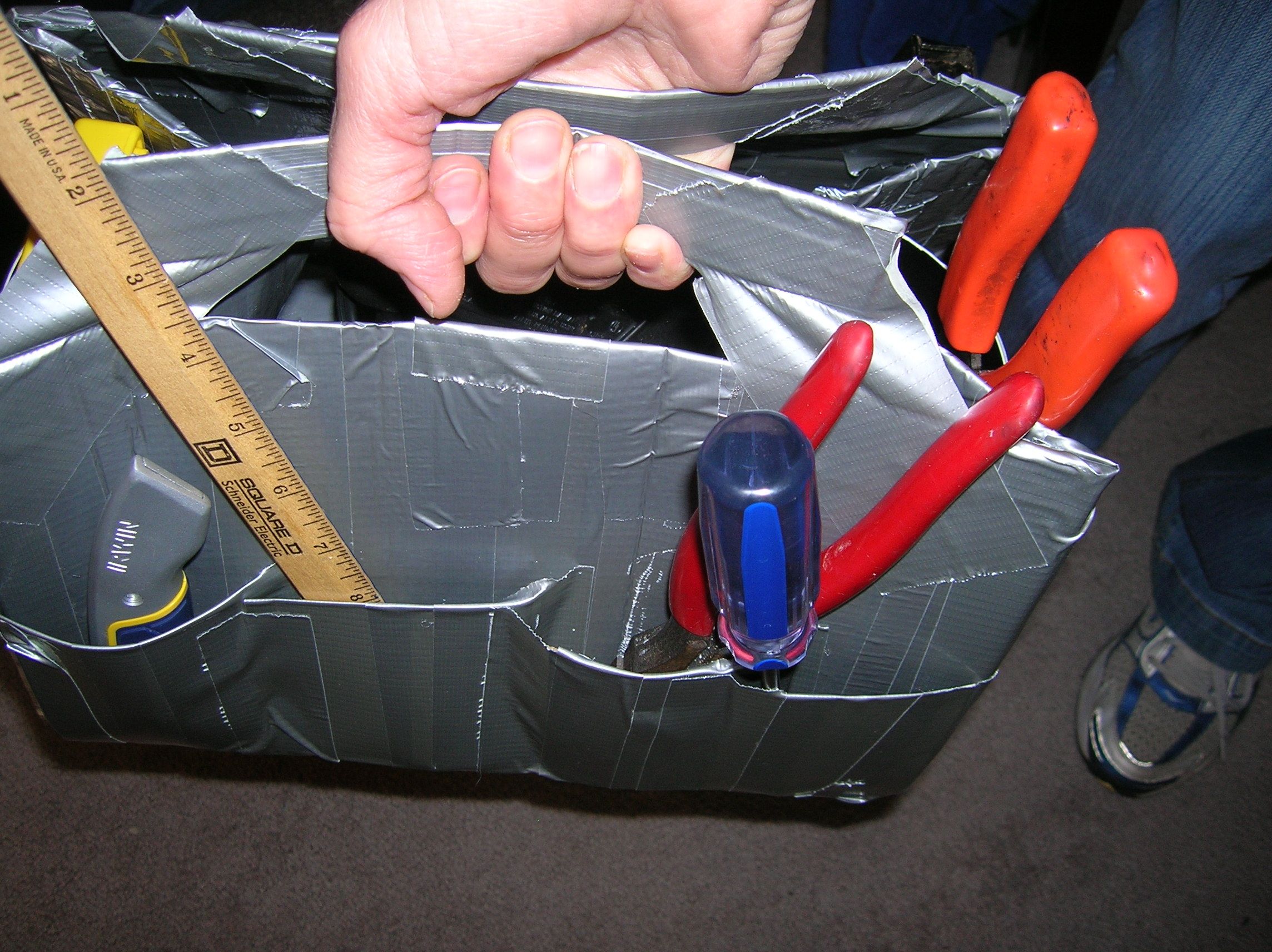 Duct Tape Tool Tote : 10 Steps (with Pictures) - Instructables
